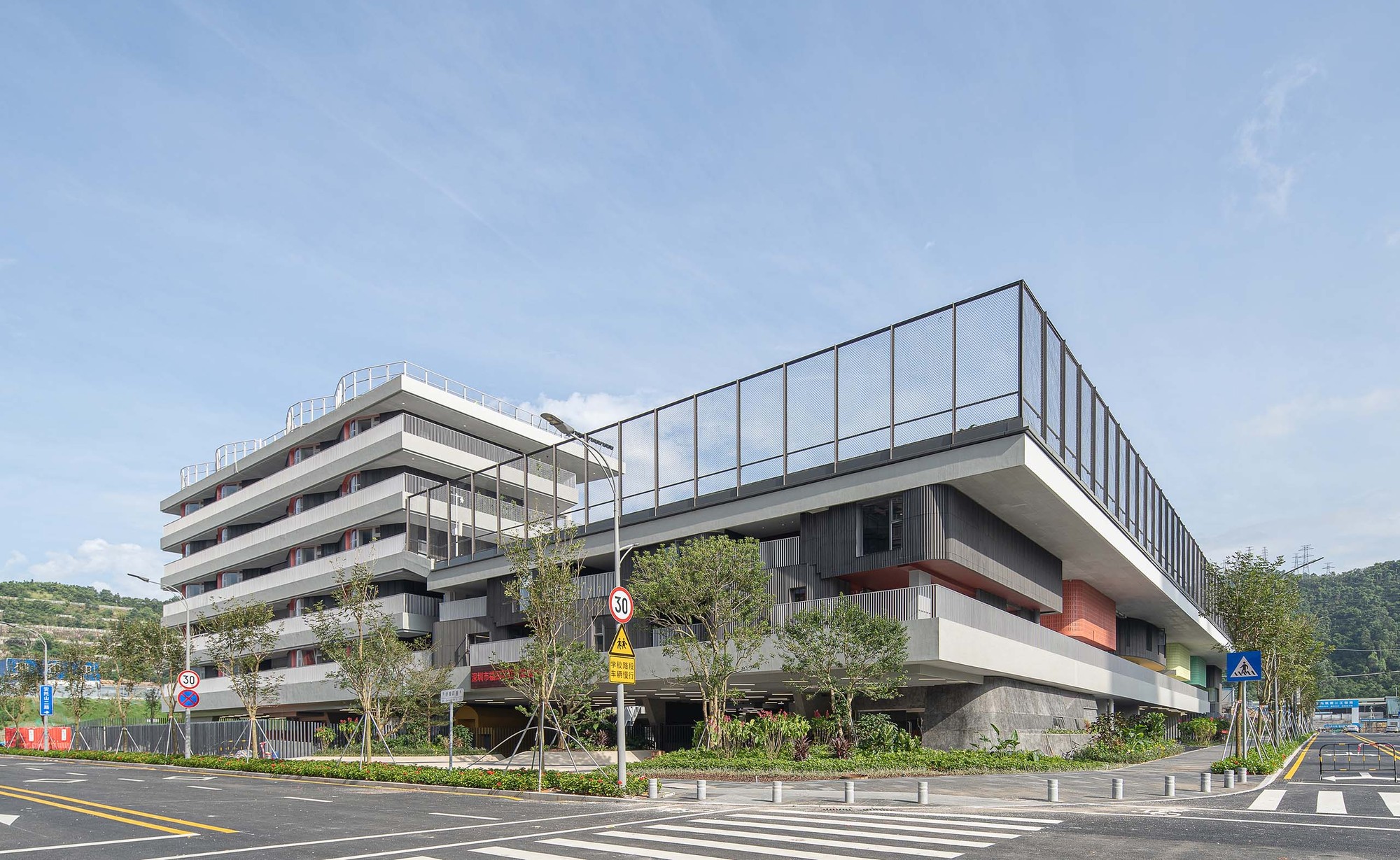 Galeria de Escola Primária Experimental de Hongling / O-office ...