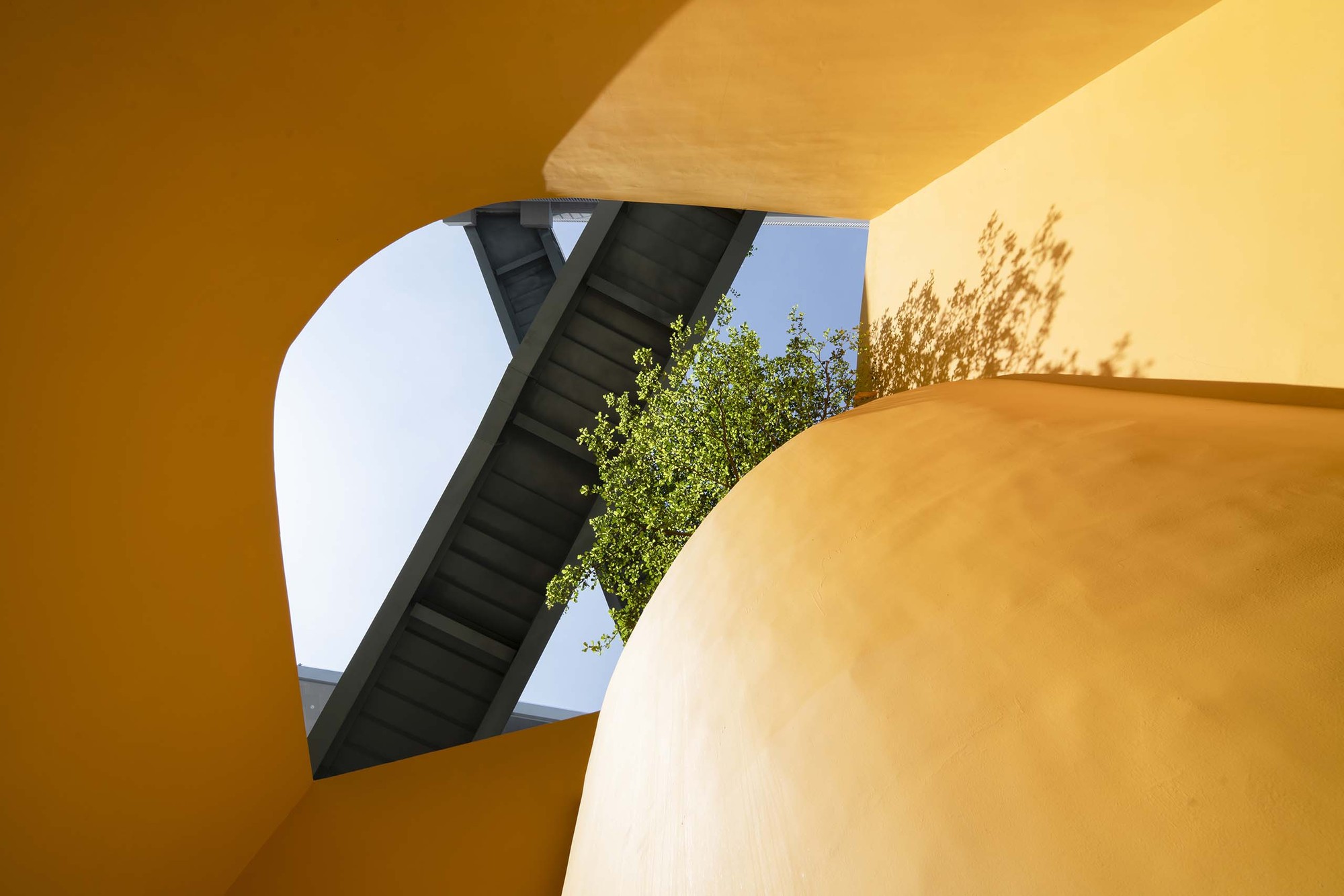 Gallery of Hongling Experimental Primary School / O-office Architects - 17