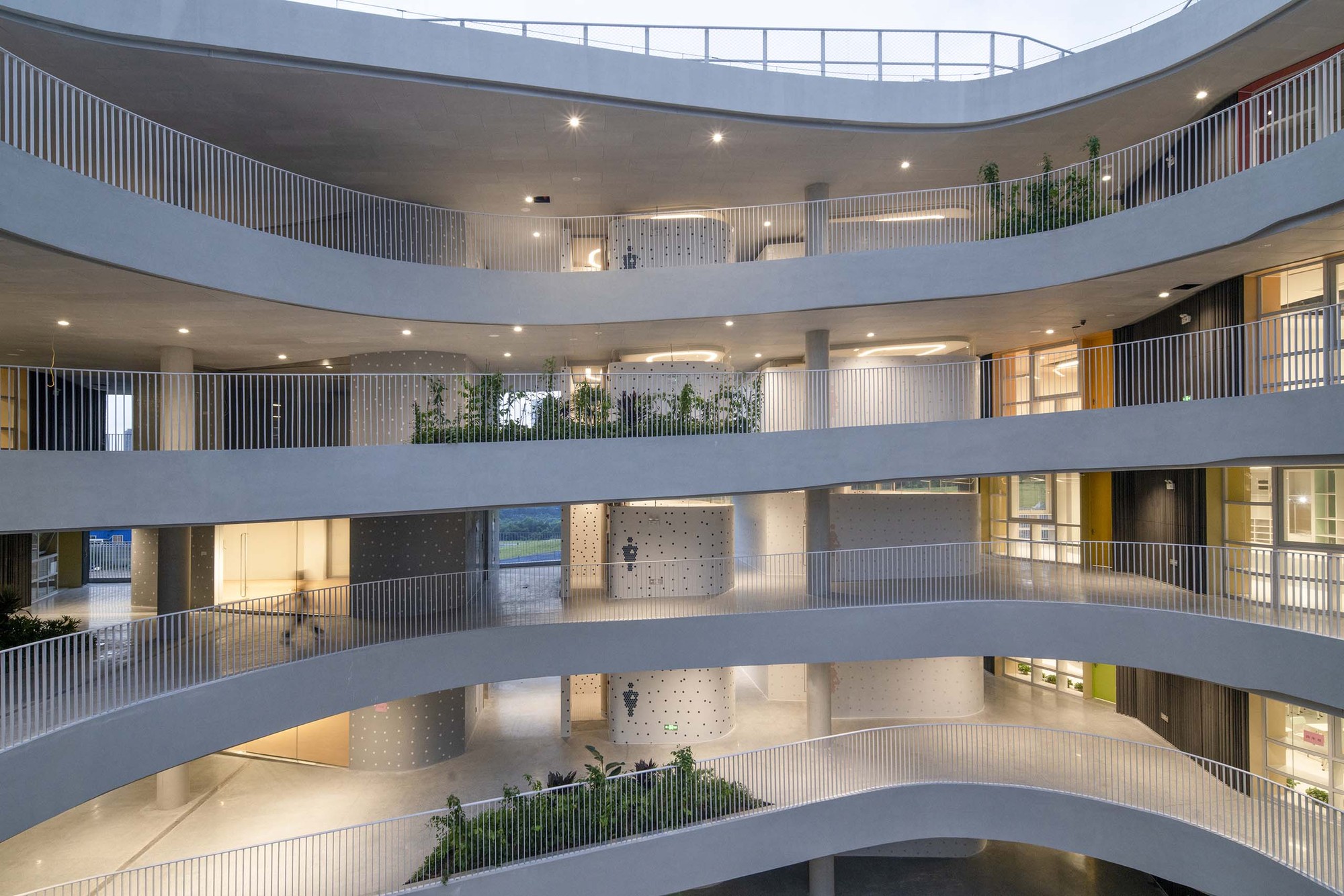 Gallery of Hongling Experimental Primary School / O-office Architects - 24