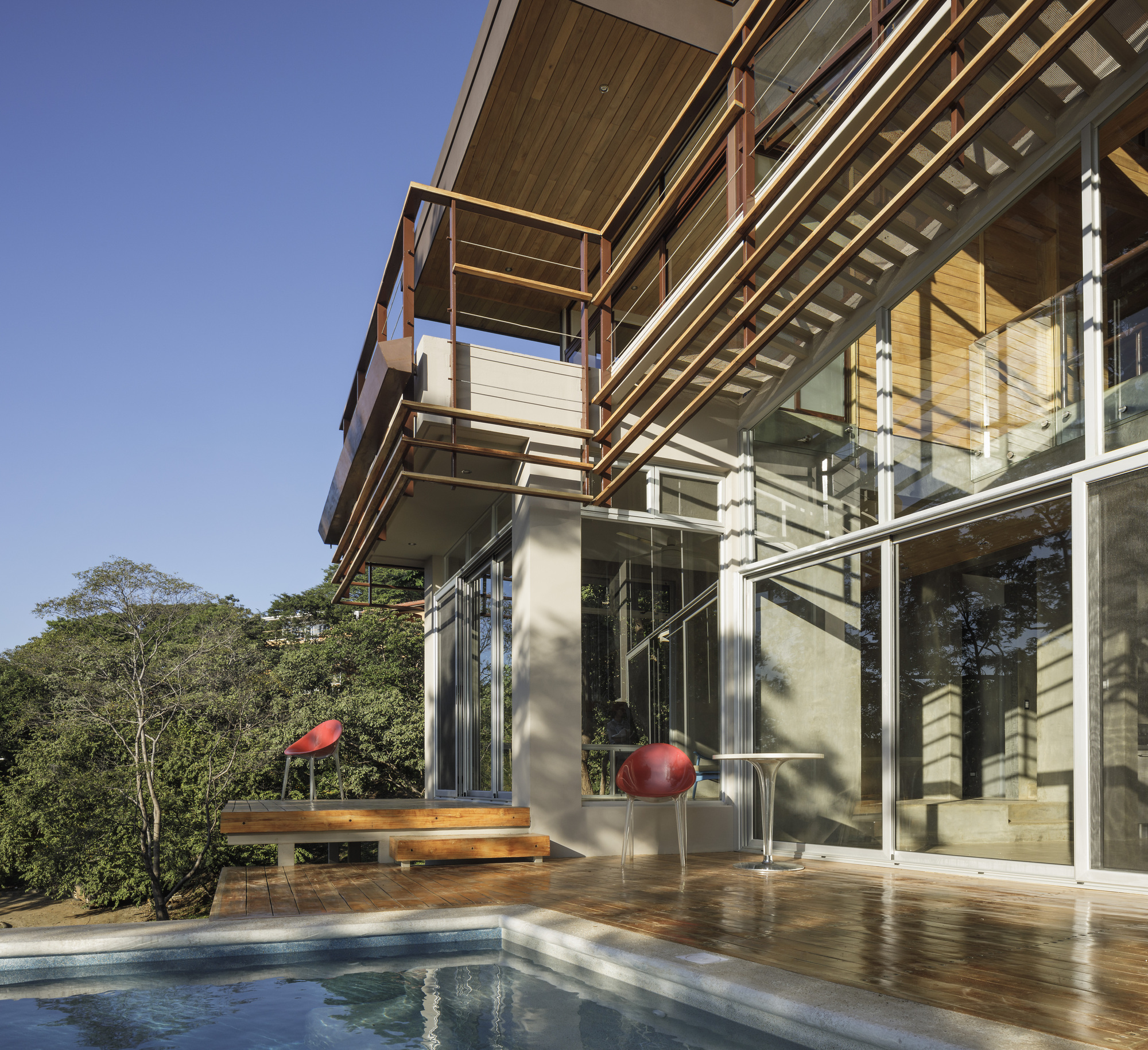 Gallery of Balcony House / LSD Architects - 13