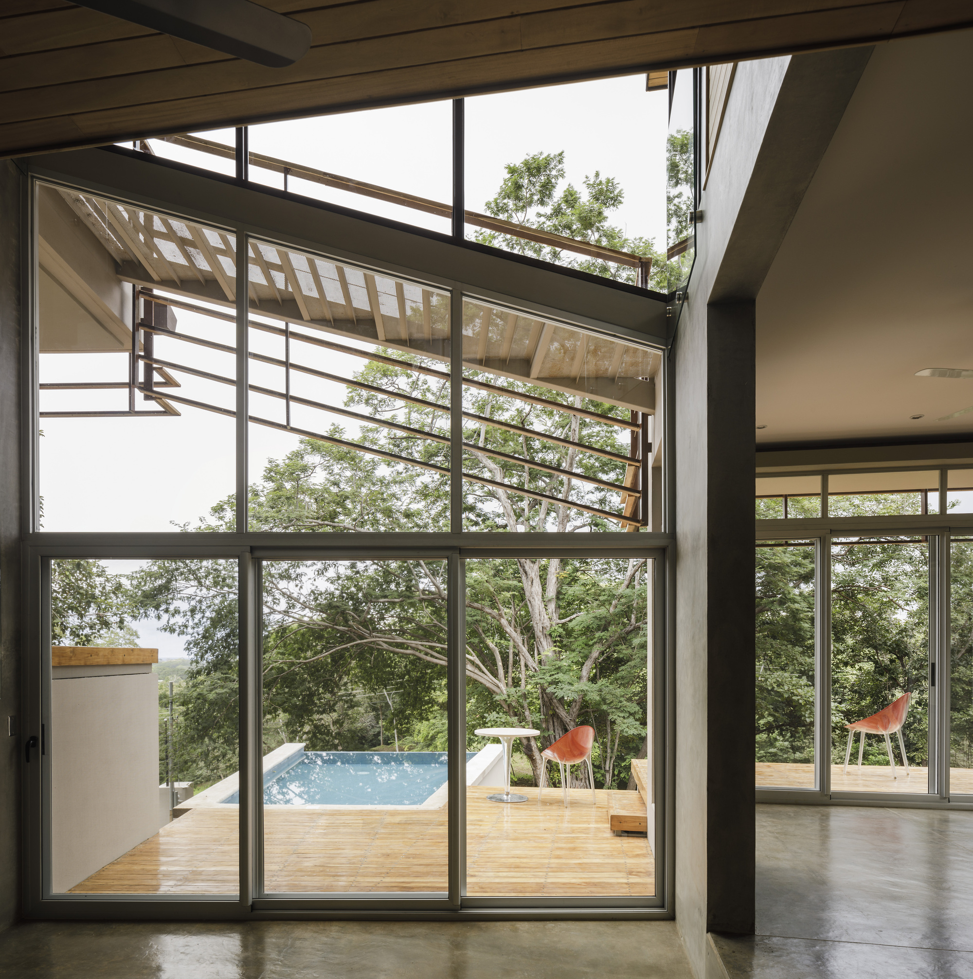 Gallery of Balcony House / LSD Architects - 15