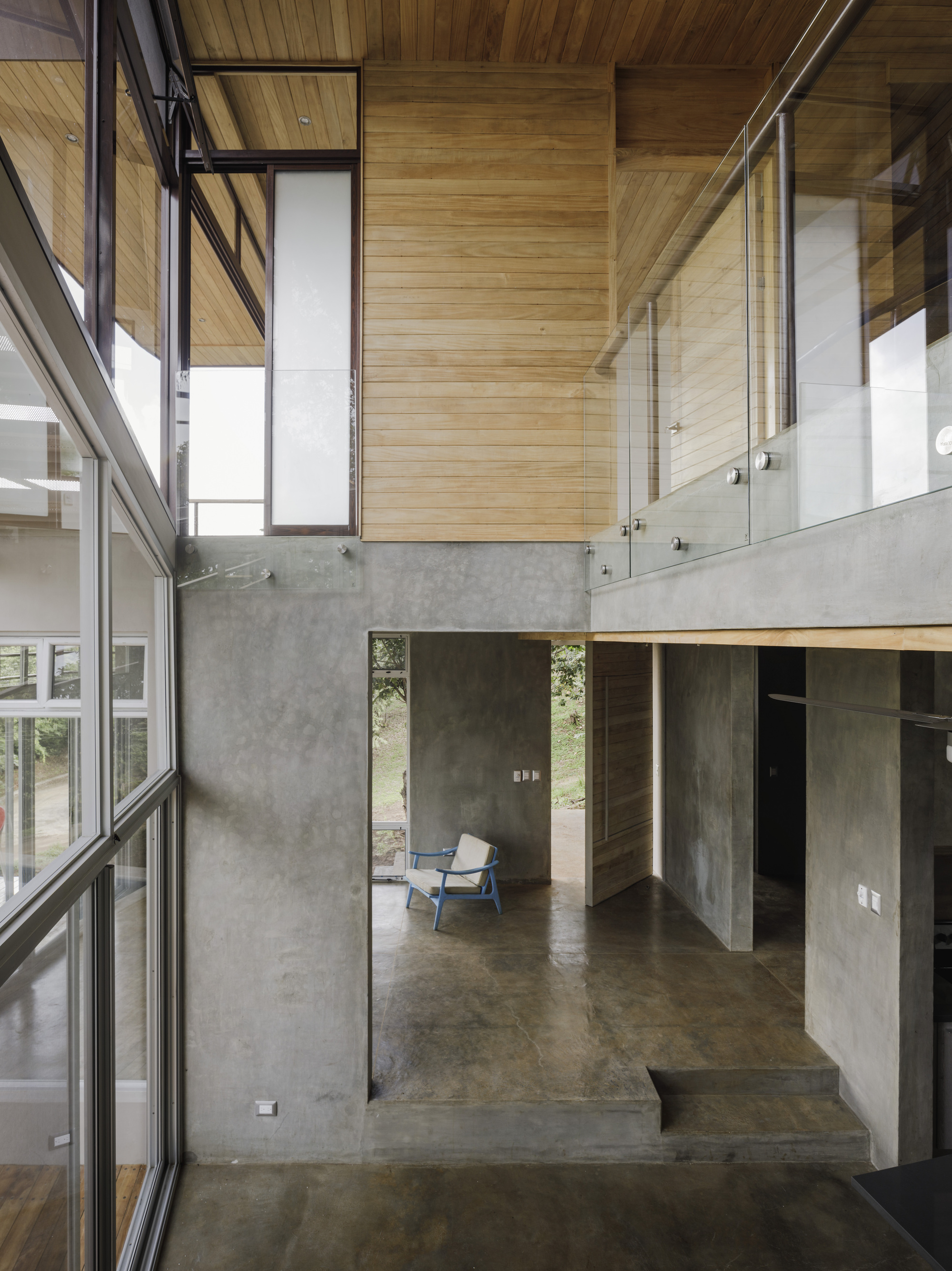 Gallery of Balcony House / LSD Architects - 8