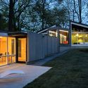 Dual Modern House / KUBE architecture | ArchDaily