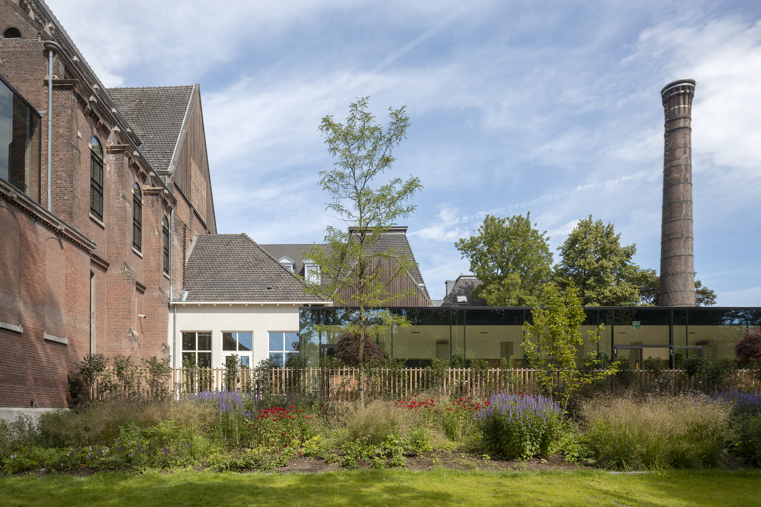 Gallery of Hotel Arena in Amsterdam / Team V Architecture - 15