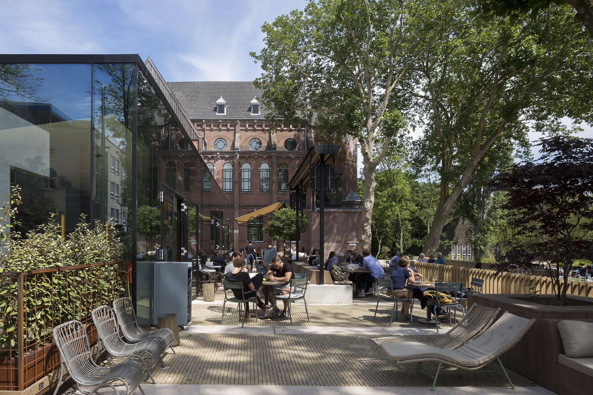 Gallery of Hotel Arena in Amsterdam / Team V Architecture - 15