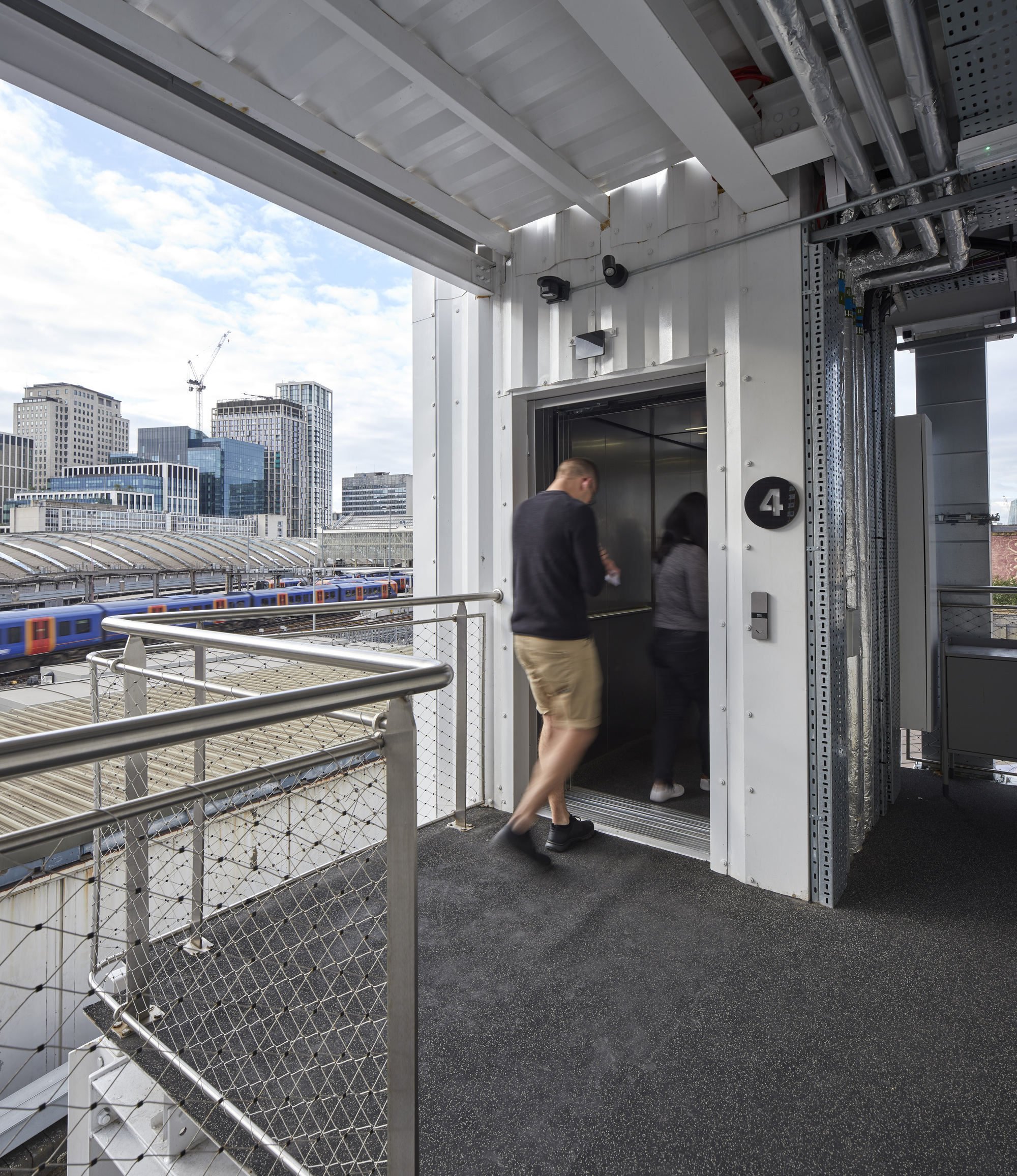 Gallery of Stow-Away Waterloo Hotel / Doone Silver Kerr - 3