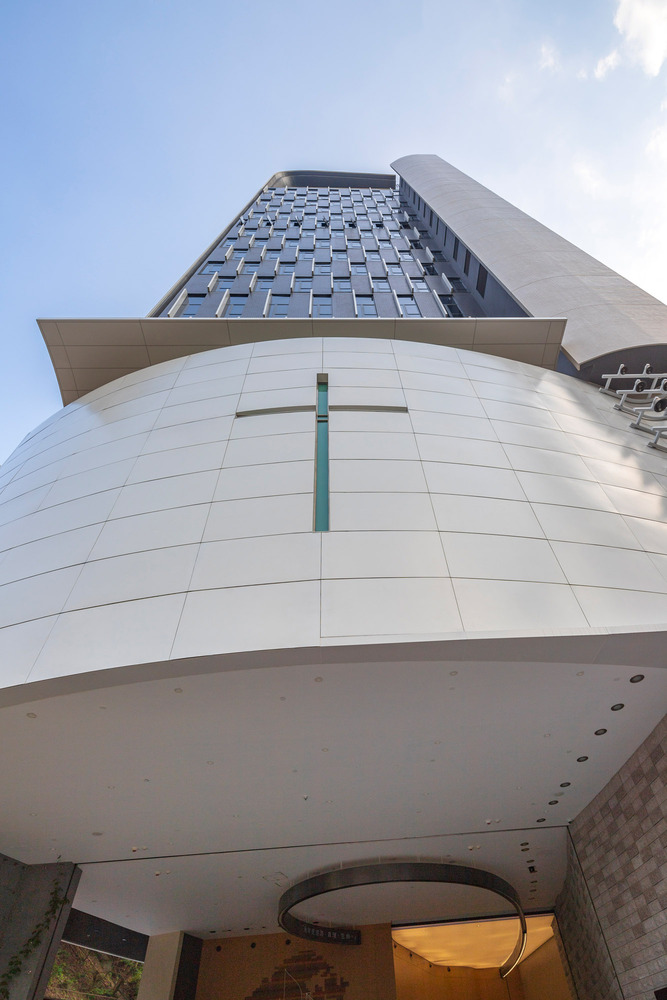 Gallery of Rocco Designs Skyscraper Church in Hong Kong - 4