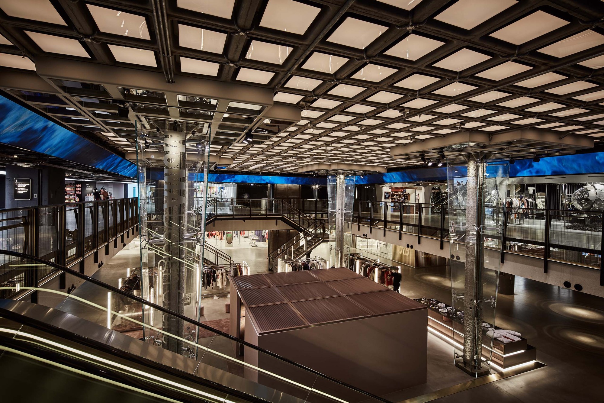 Gallery of K11 MUSEA / KPF + RLP - 15