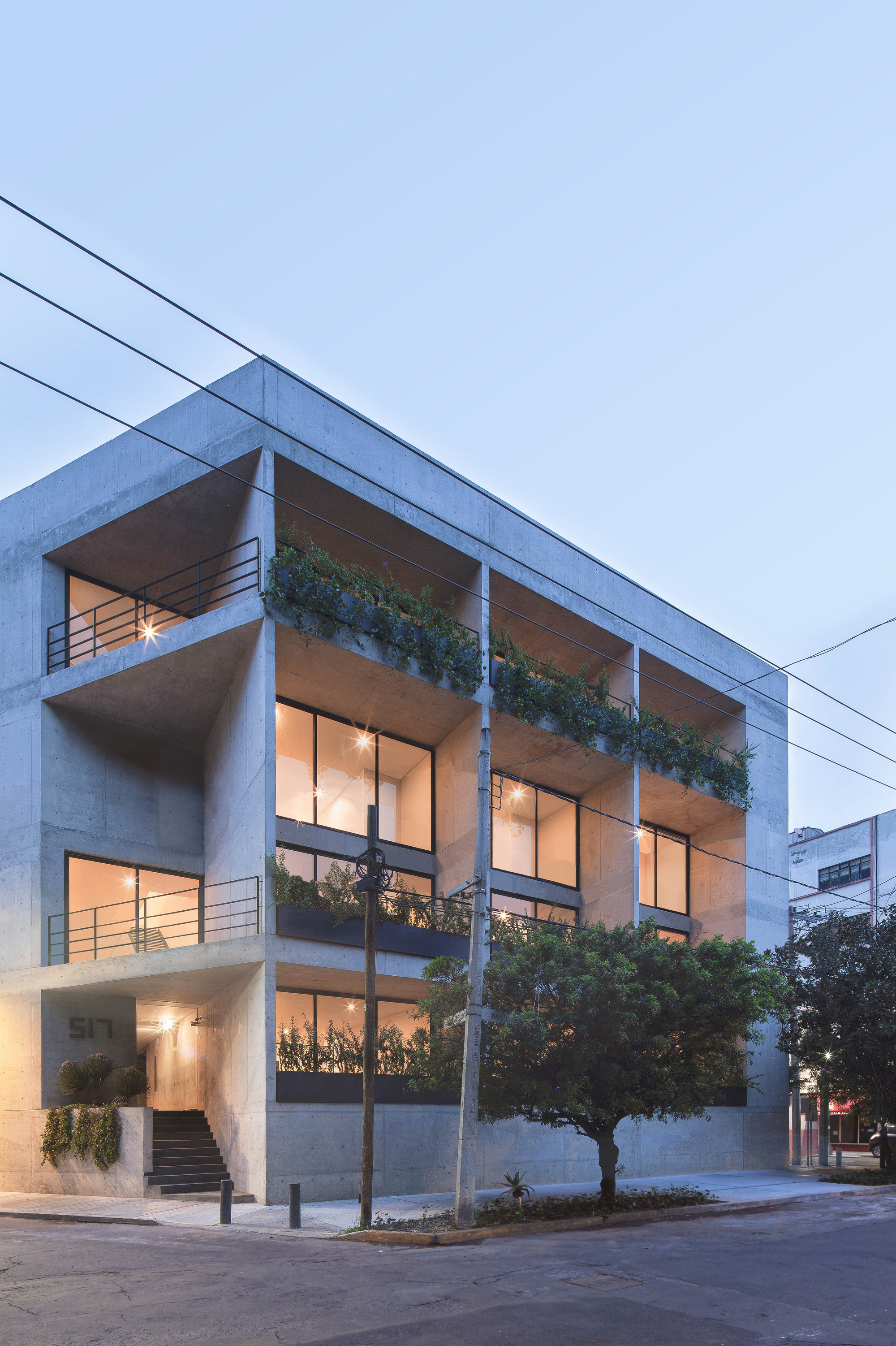 Galería de Edificio Magdalena / HERNANDEZDELAGARZA - 19