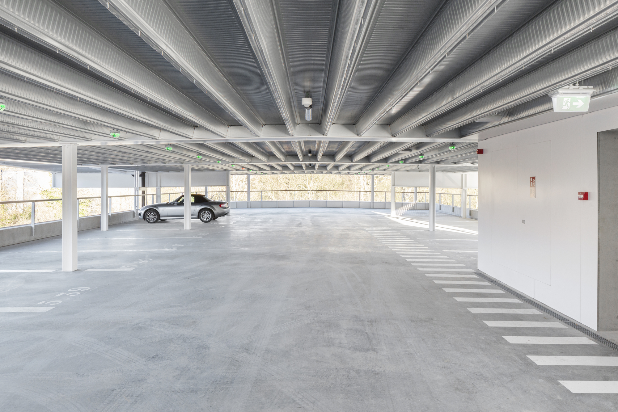 Gallery of Parking Building IMEC / Stéphane Beel Architects - 11