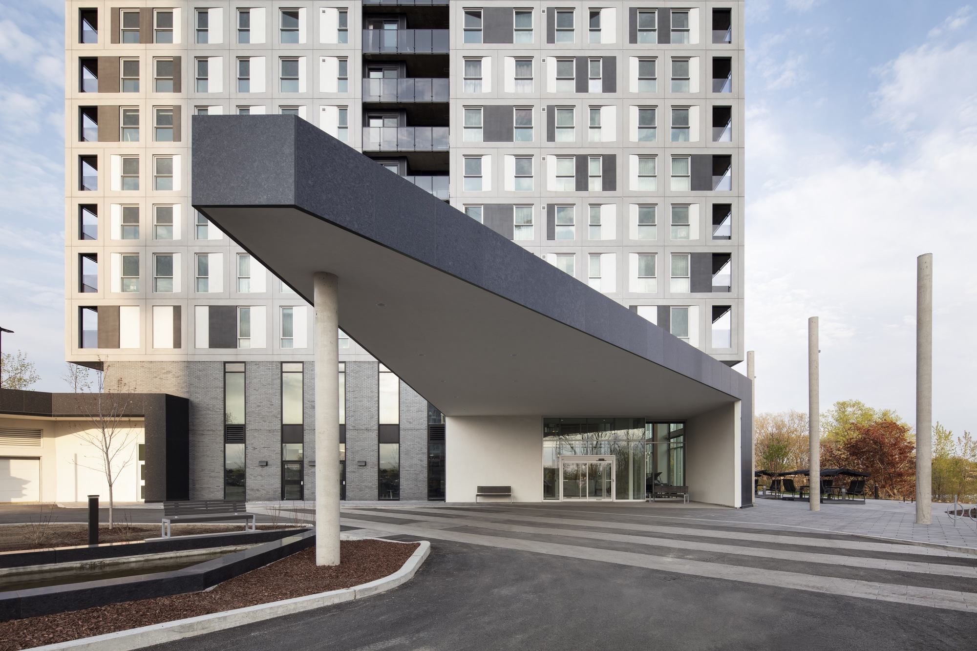 Gallery of Panorama Residential Building / ACDF Architecture - 7