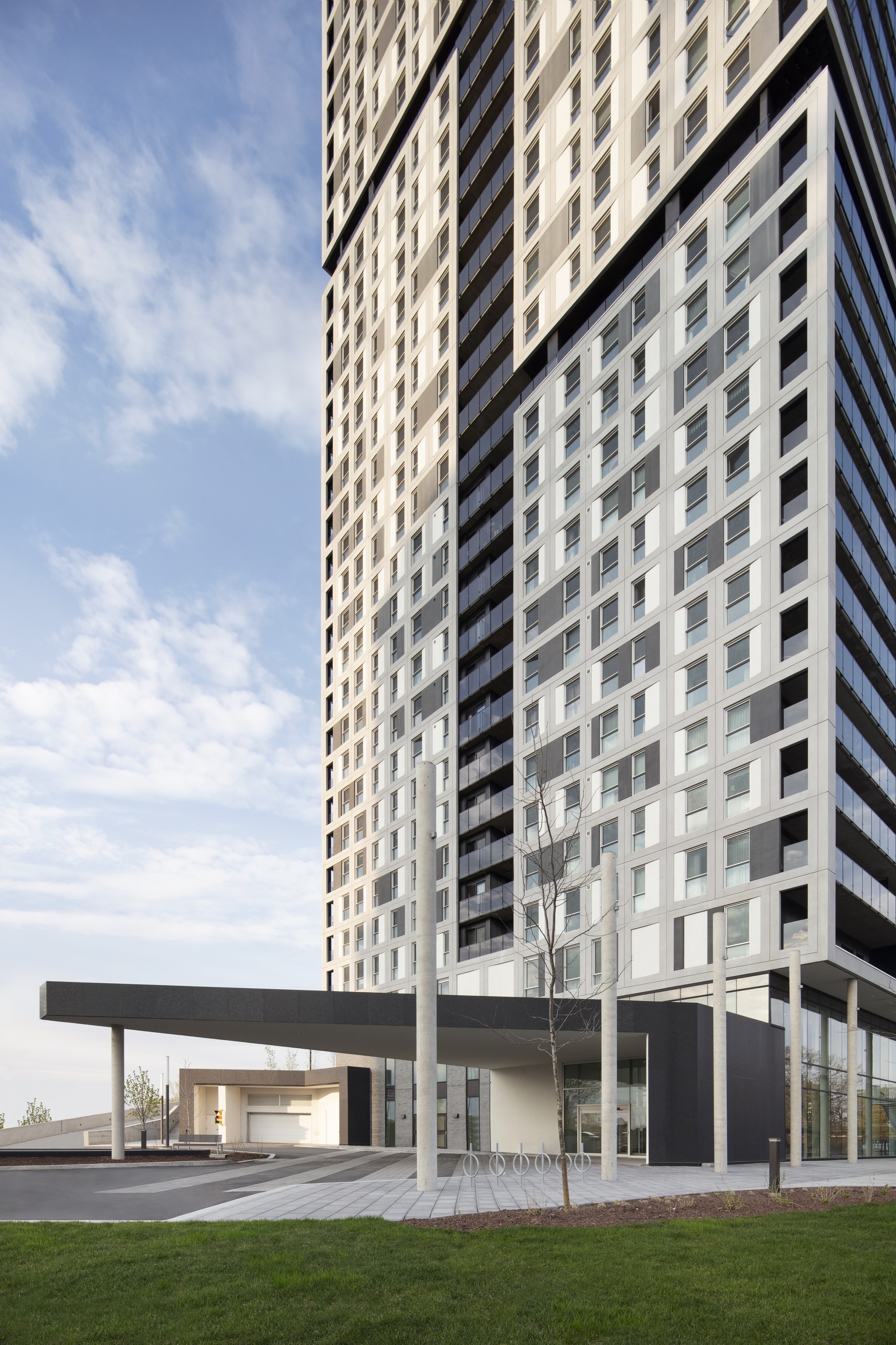 Gallery of Panorama Residential Building / ACDF Architecture - 27