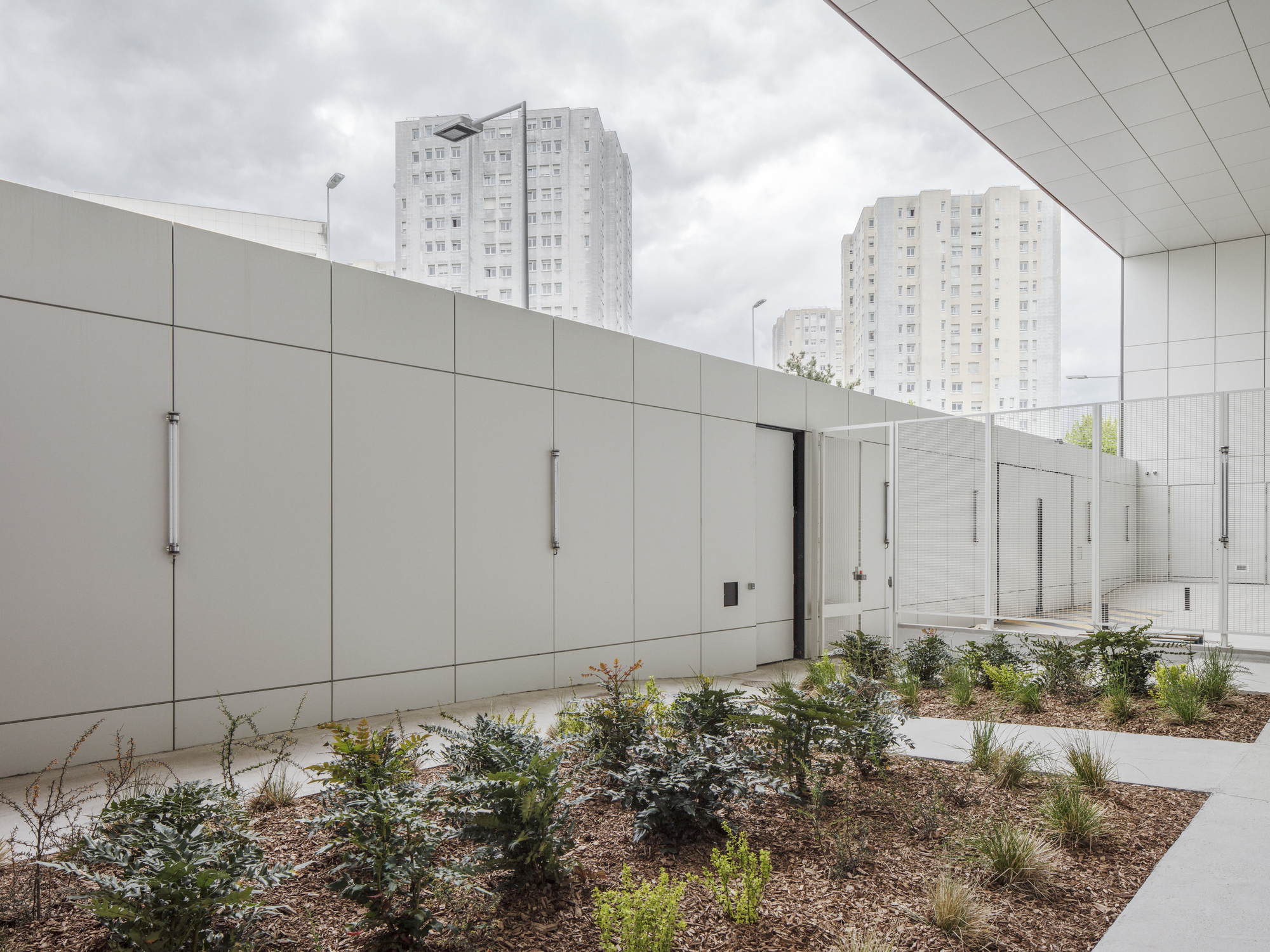 Gallery of Minimum Security Prison of Nanterre / LAN Architecture - 12