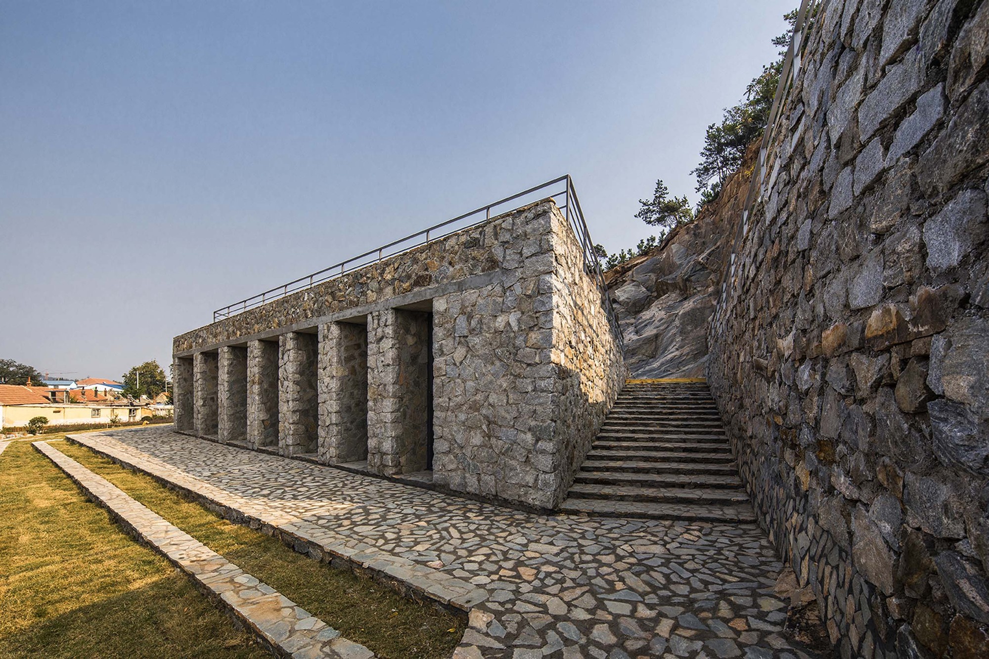 Gallery of Stone Nest Amphitheatre / 3andwich Design / He Wei Studio - 4