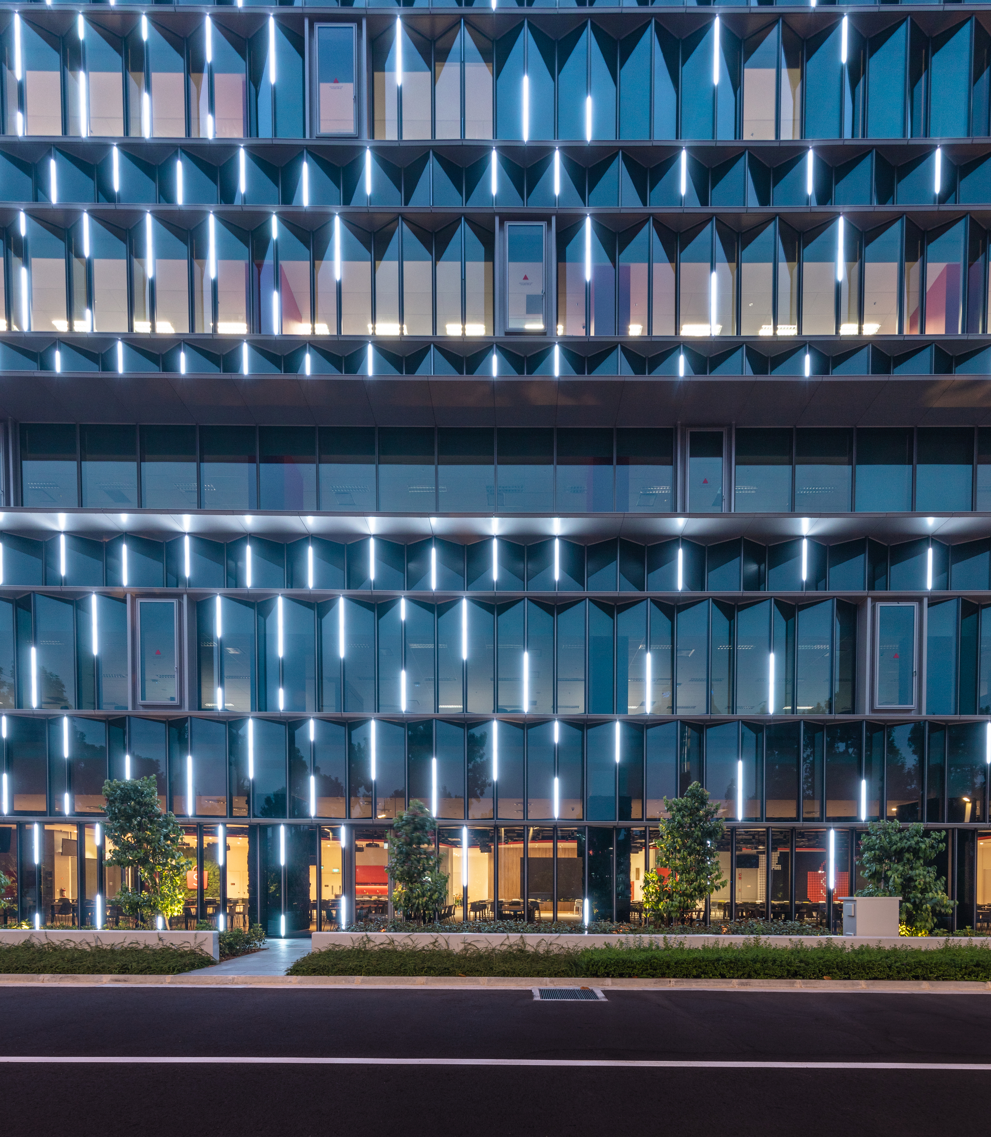 Gallery of 5 Science Park Drive Flagship Building / Serie Architects ...