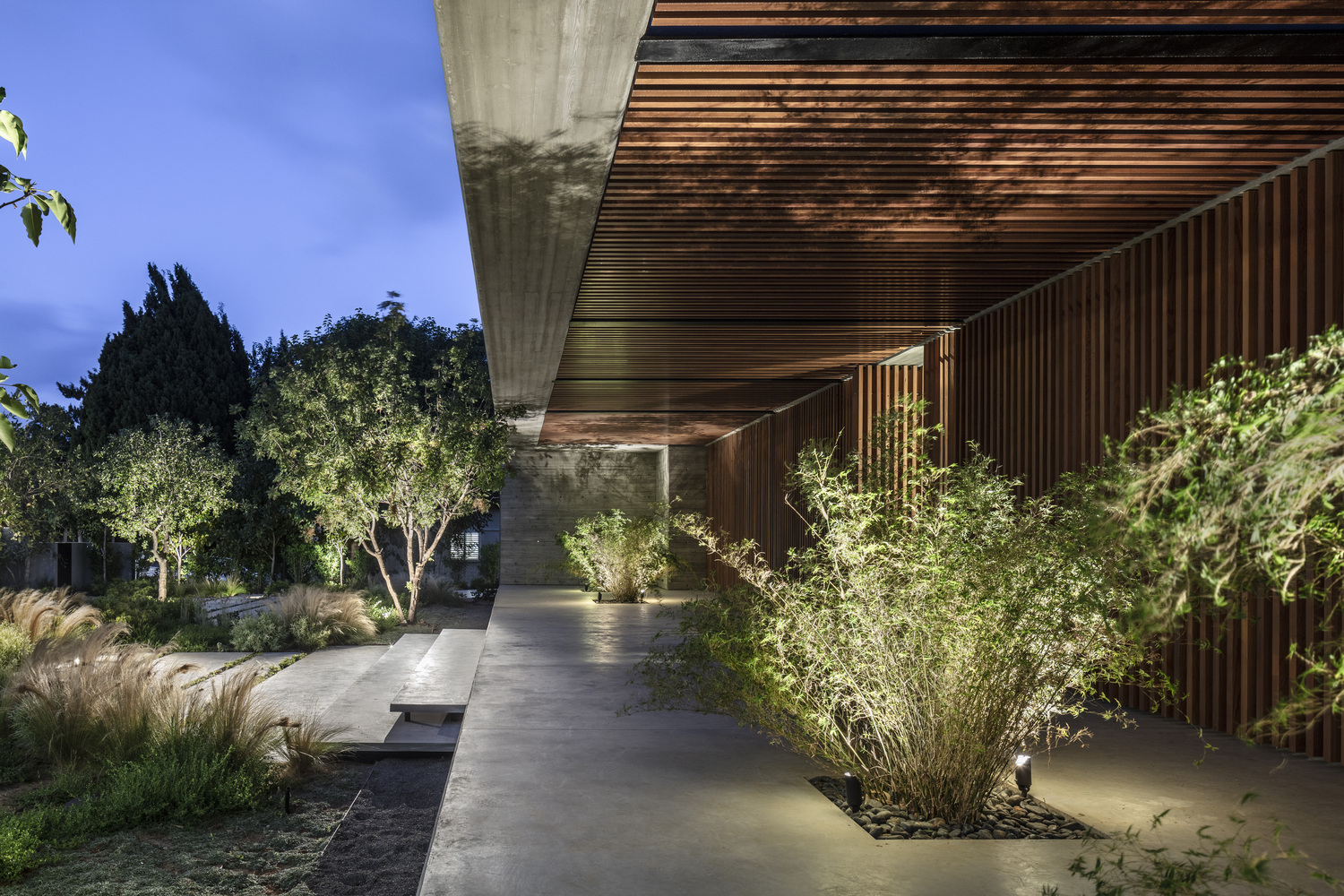 Gallery of Ecological House / Dan and Hila Israelevitz Architects - 10