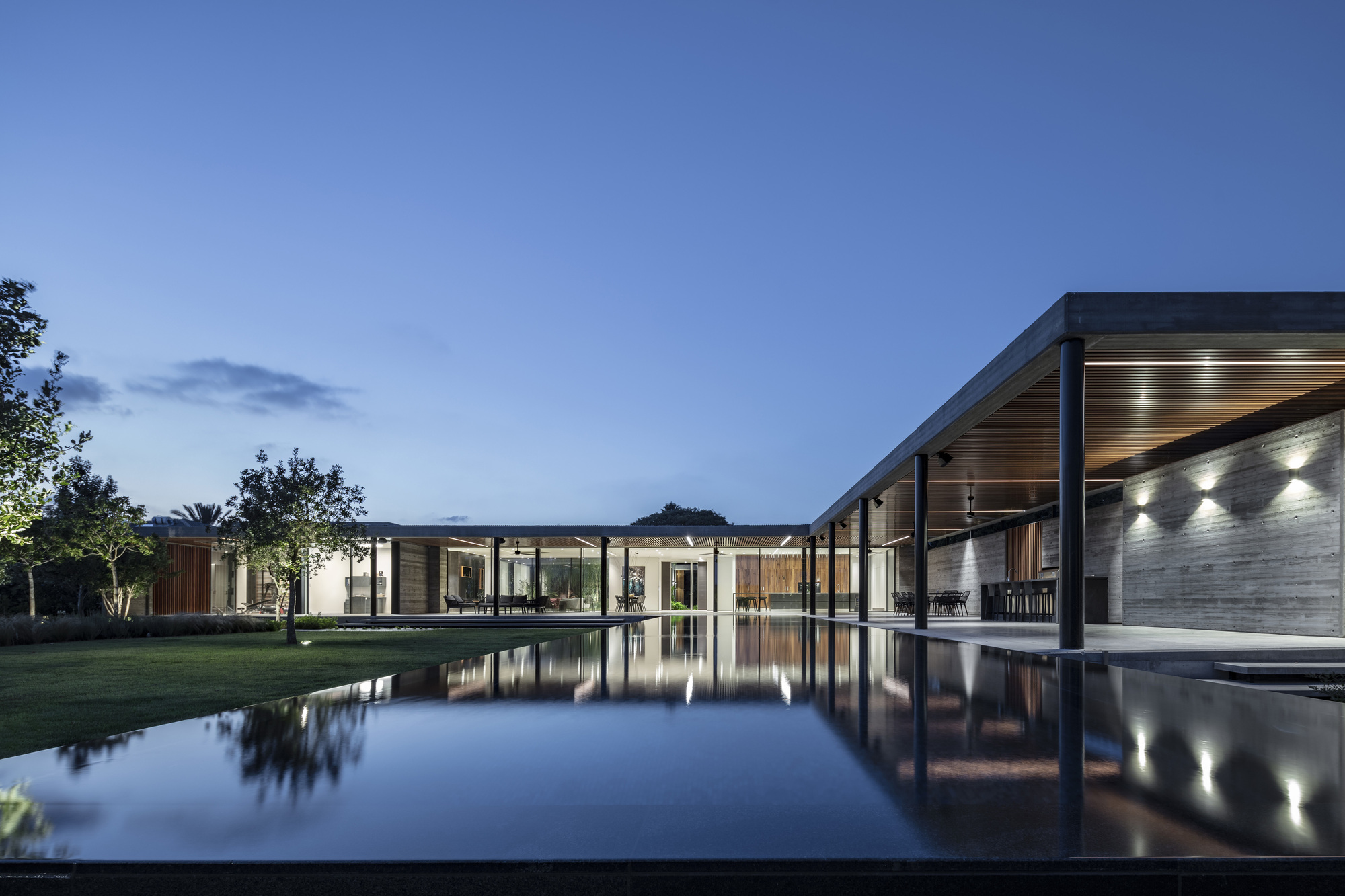 Gallery of Ecological House / Dan and Hila Israelevitz Architects - 13