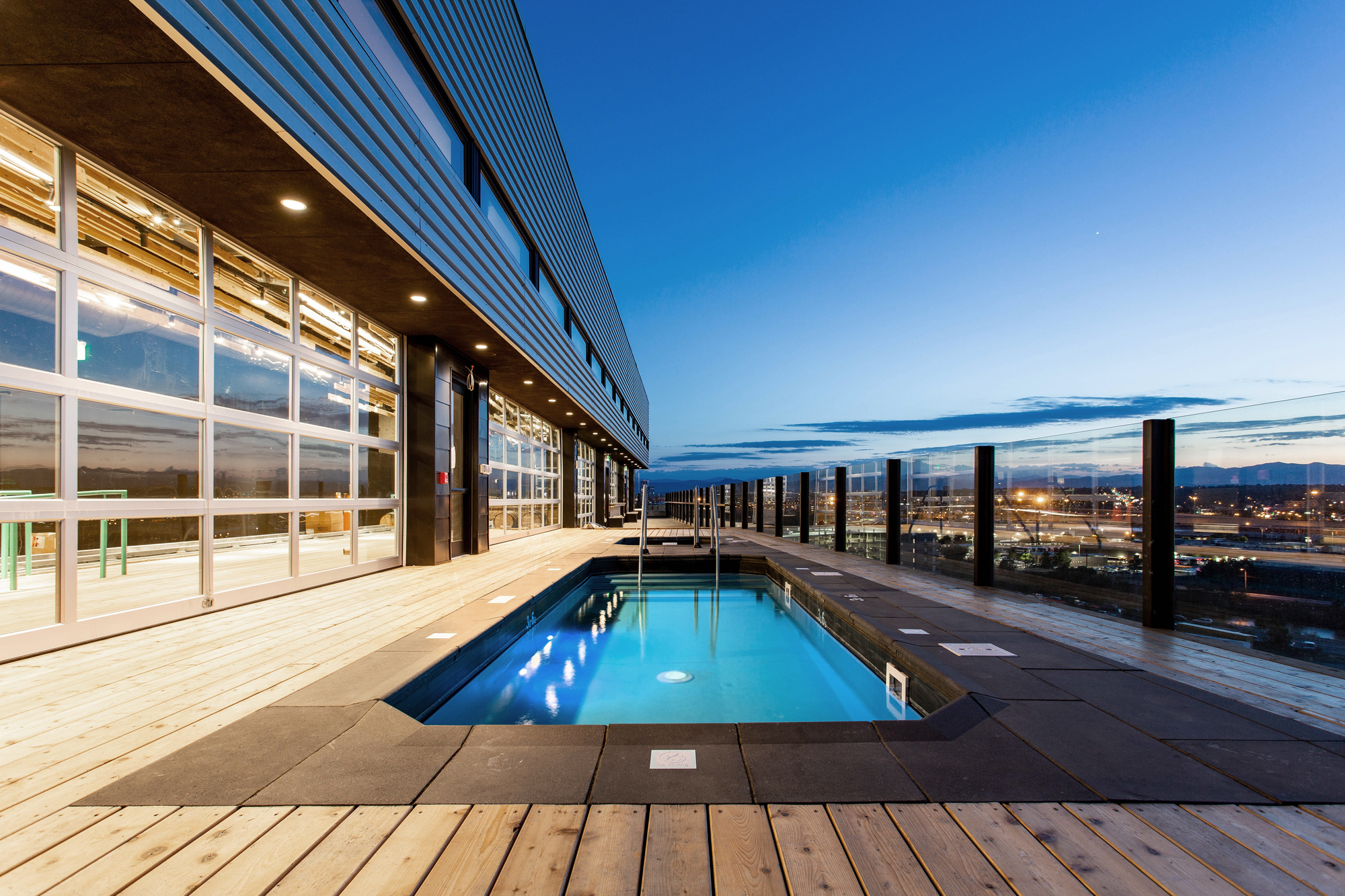 Gallery of Source Hotel / Dynia Architects - 19