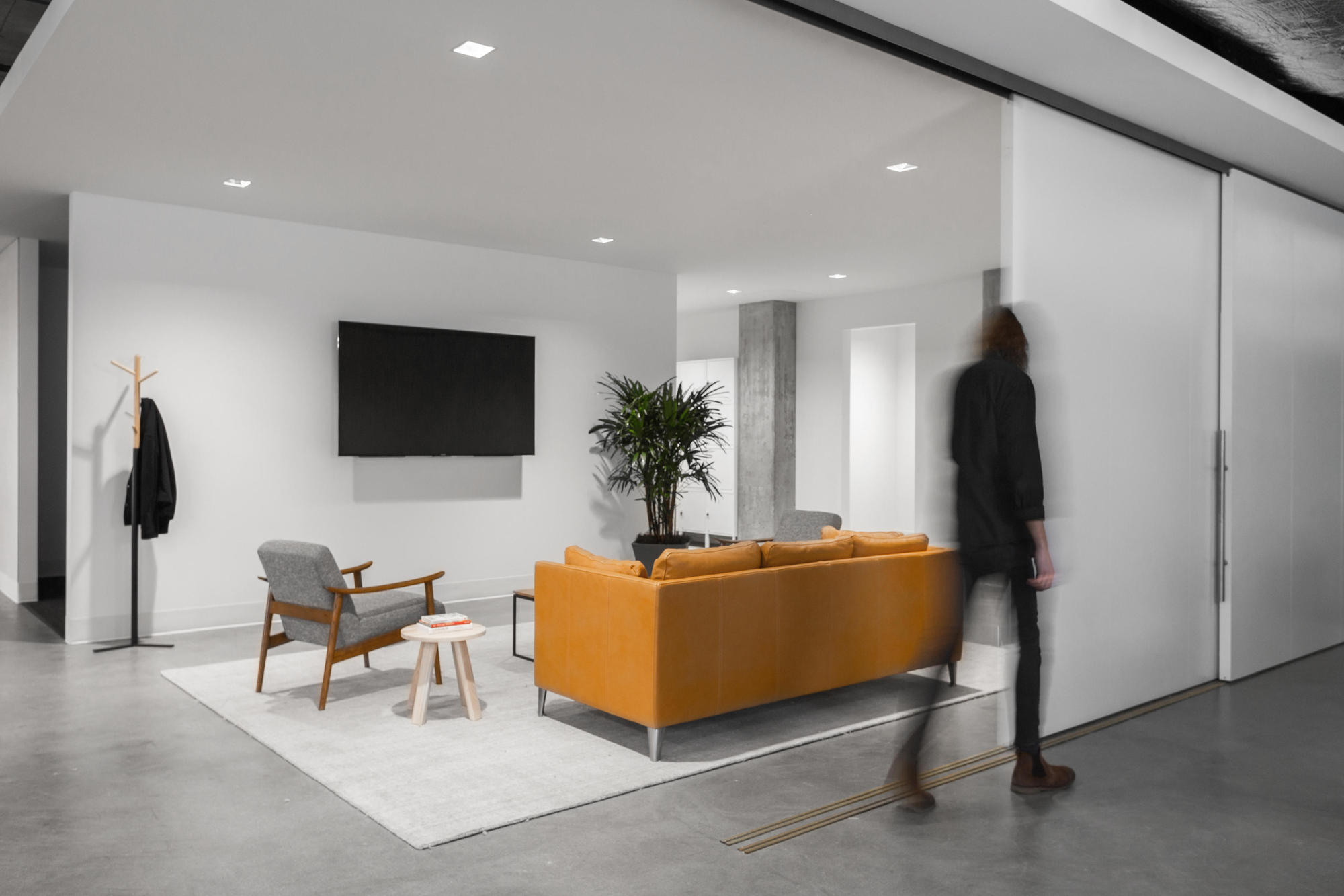 Gallery of This Place Office / Olson Kundig - 5