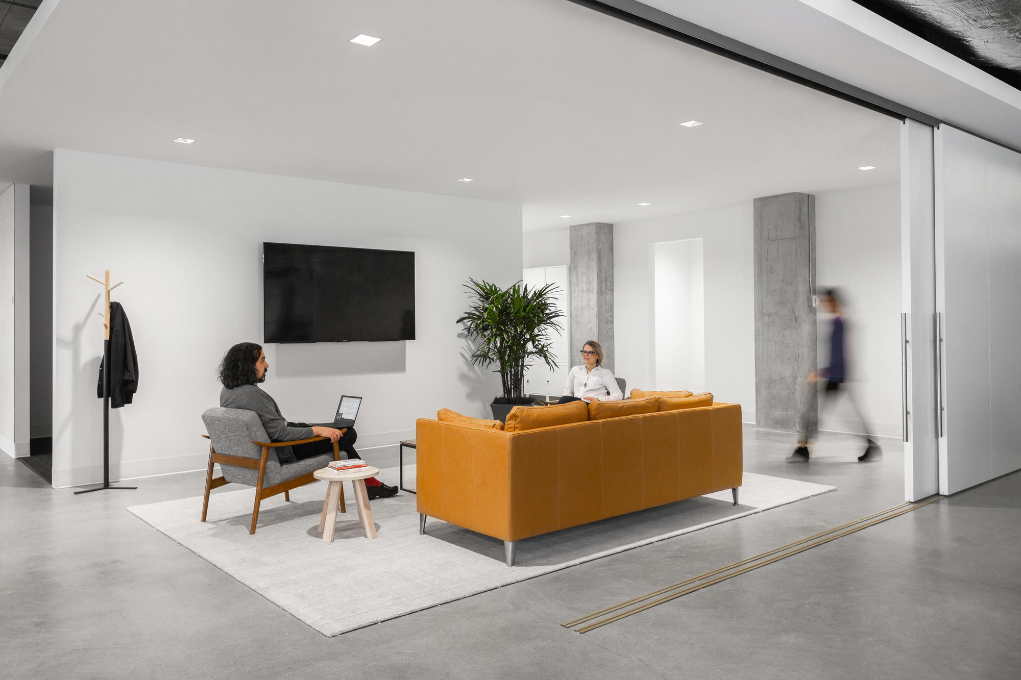 Gallery of This Place Office / Olson Kundig - 3