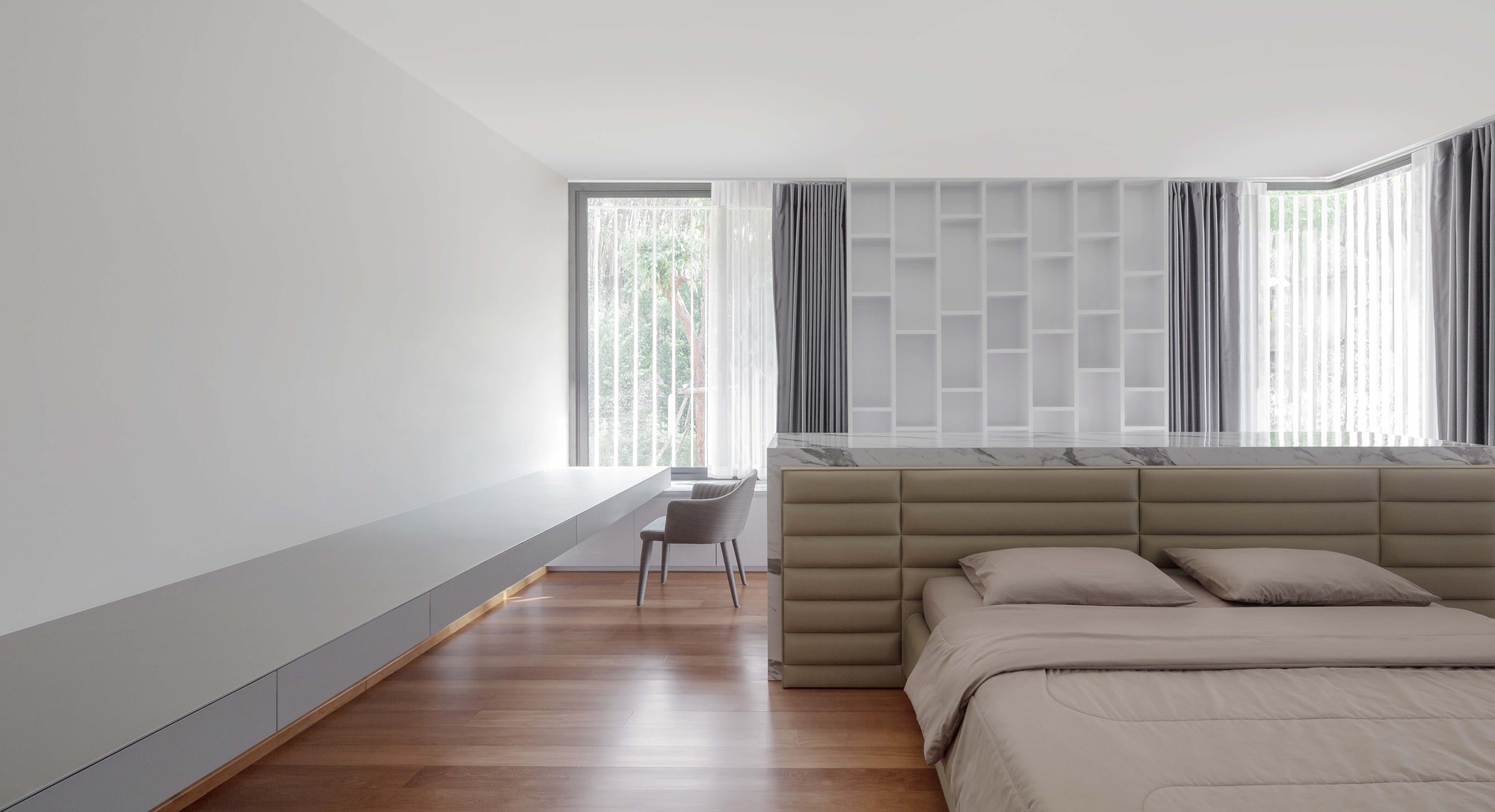 Gallery of Monsoon House / Ayutt and Associates Design - 23