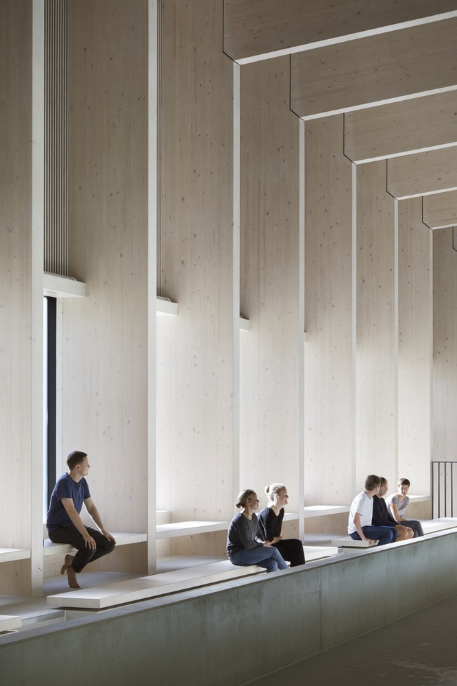 Galería de ¿Qué es la madera laminada encolada (MLE o Glulam)? - 6