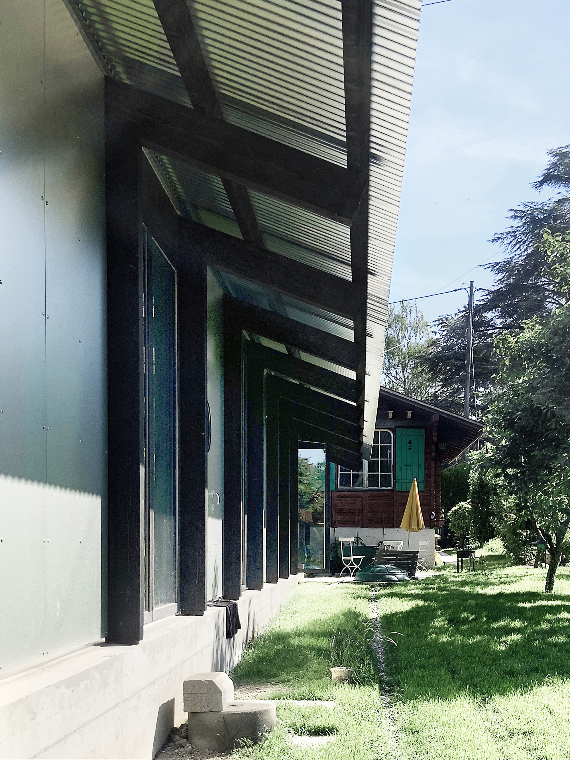 Gallery of The Permanent Weekend House / Comte/Meuwly - 3