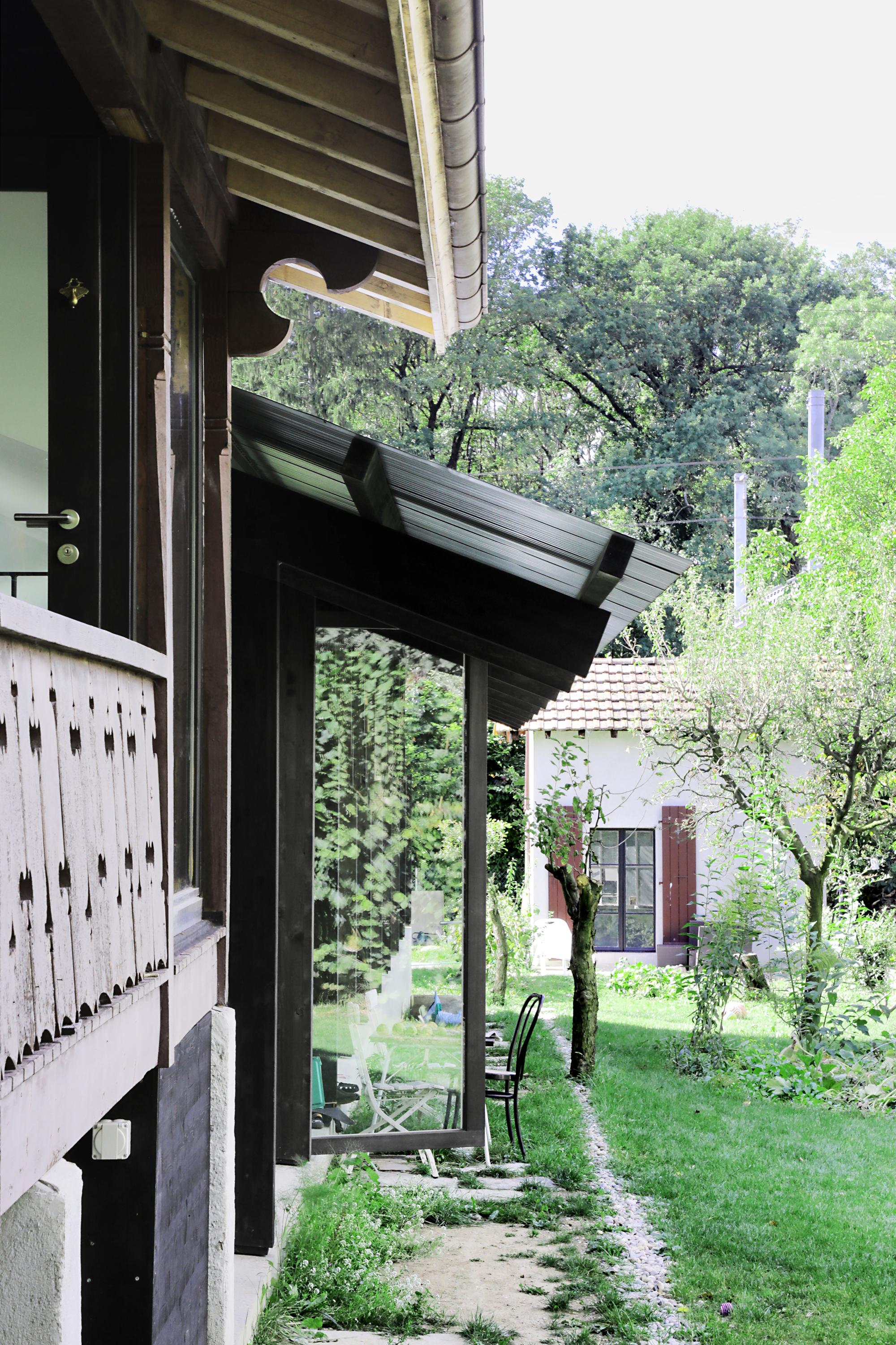 Gallery of The Permanent Weekend House / Comte/Meuwly - 4