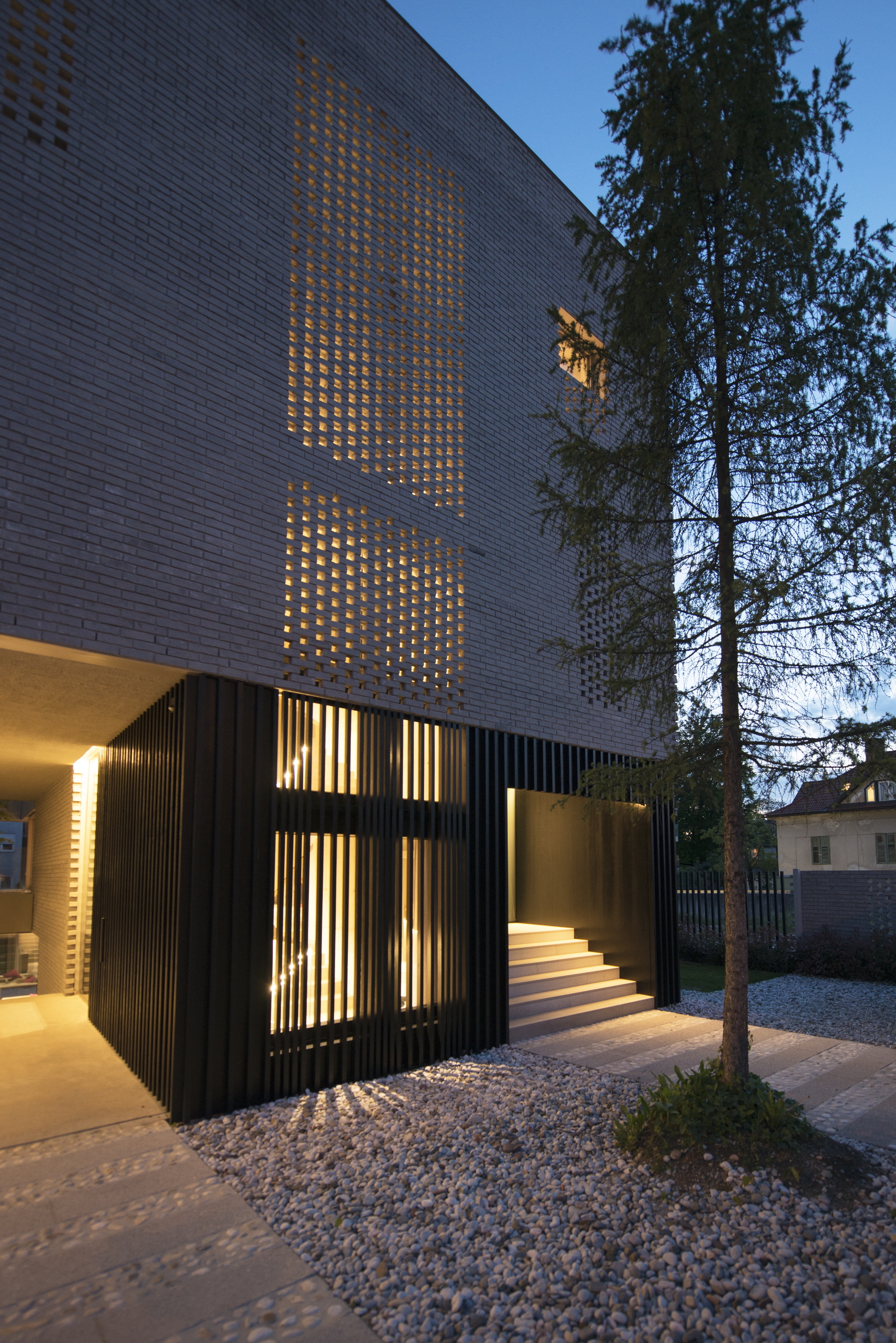 Gallery of Step Level House / OFIS Architects - 12