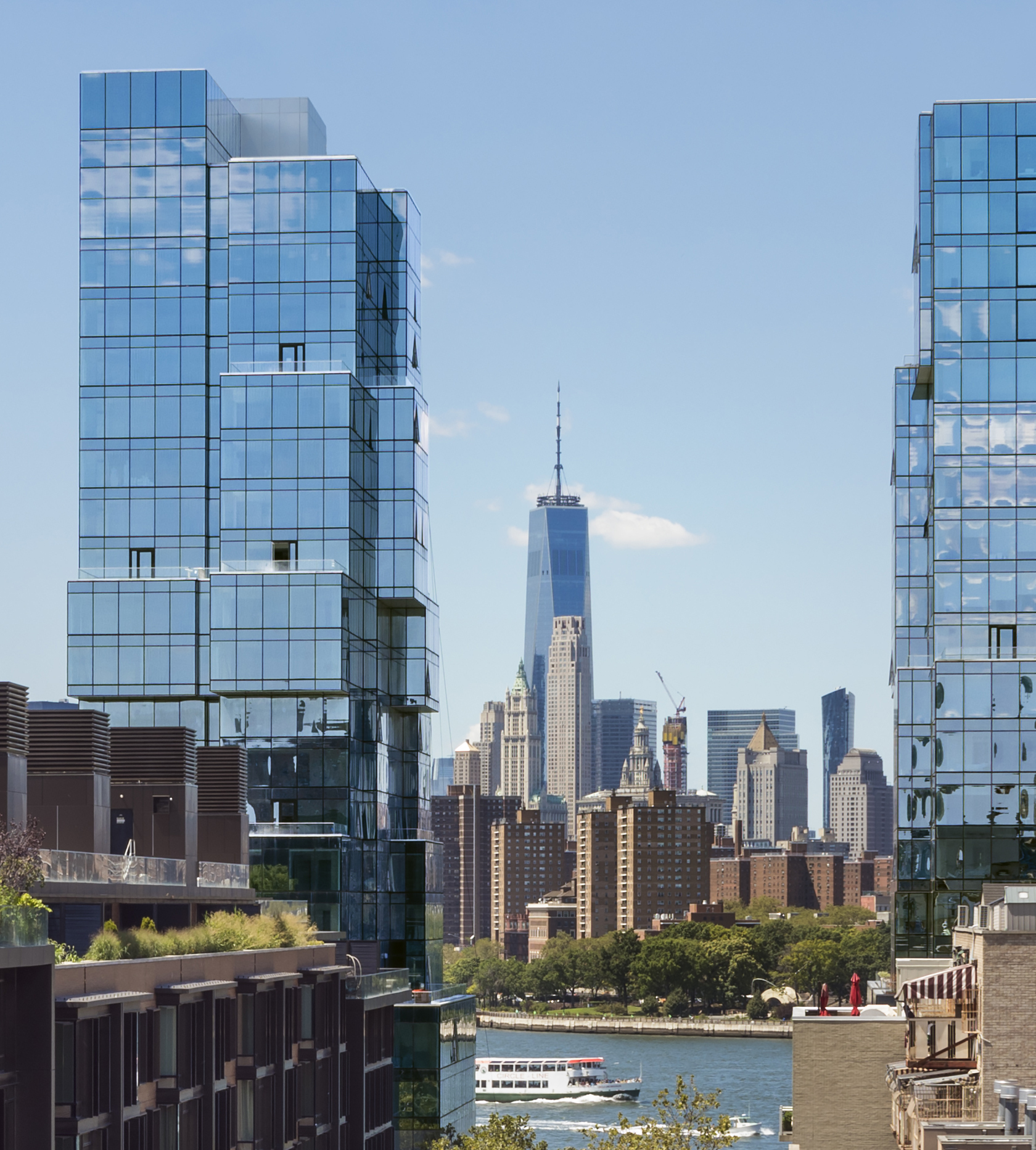 NEW YORK | 420 Kent Avenue | 77m | 253ft | 24 fl | 76m x 2 | 251ft x 2 ...