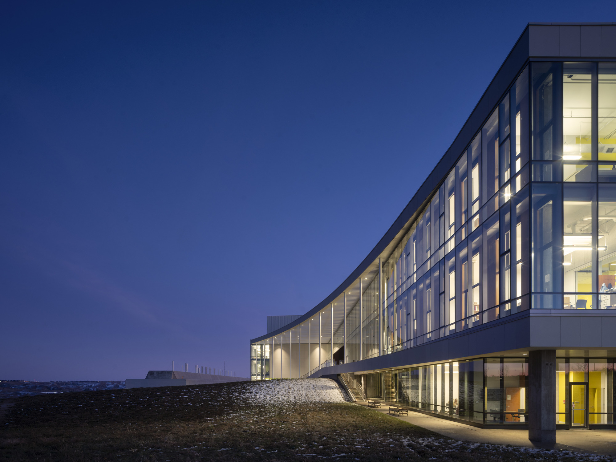Gallery of University of Lethbridge Science Commons / KPMB Architects ...