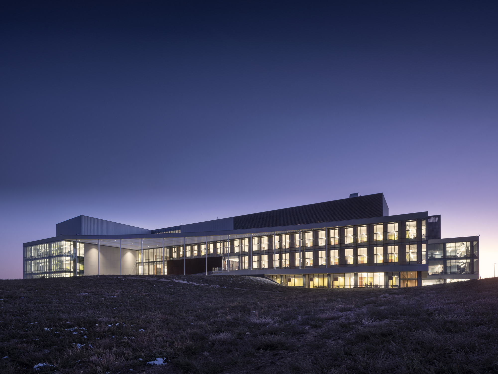 Gallery of University of Lethbridge Science Commons / KPMB Architects ...