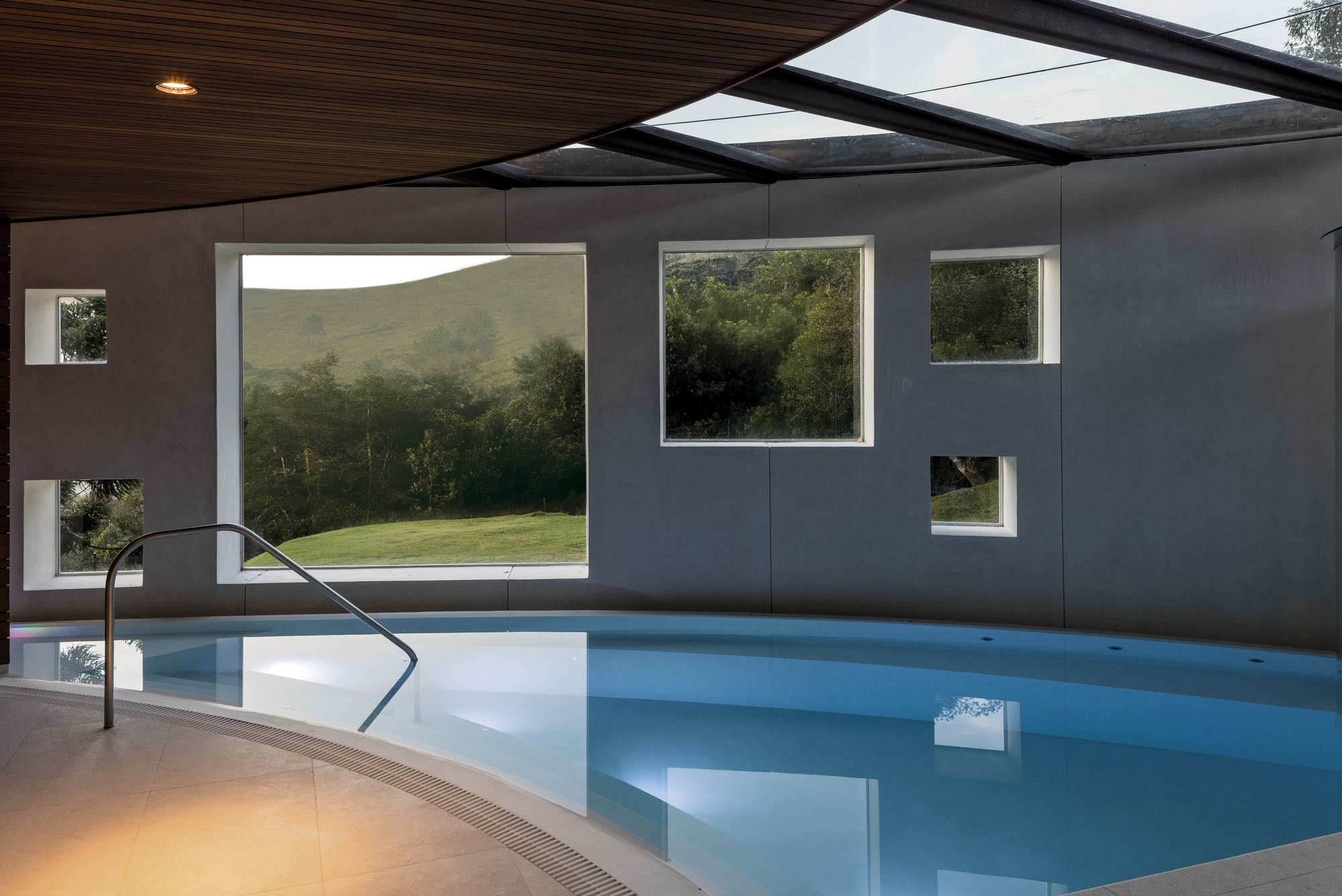 Gallery of Pinhão House / Mareines Arquitetura + Patalano Arquitetura - 21