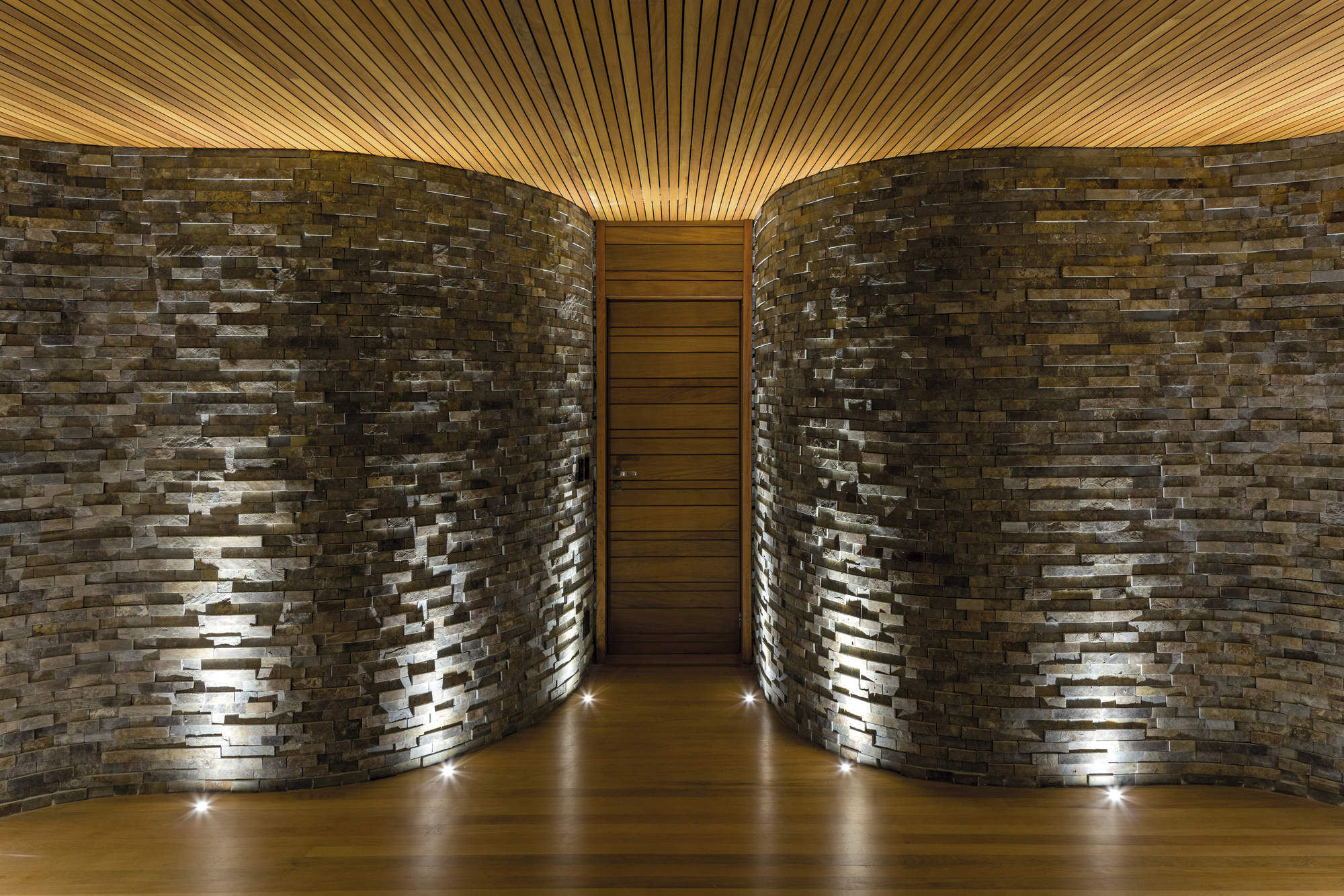 Gallery of Pinhão House / Mareines Arquitetura + Patalano Arquitetura - 19