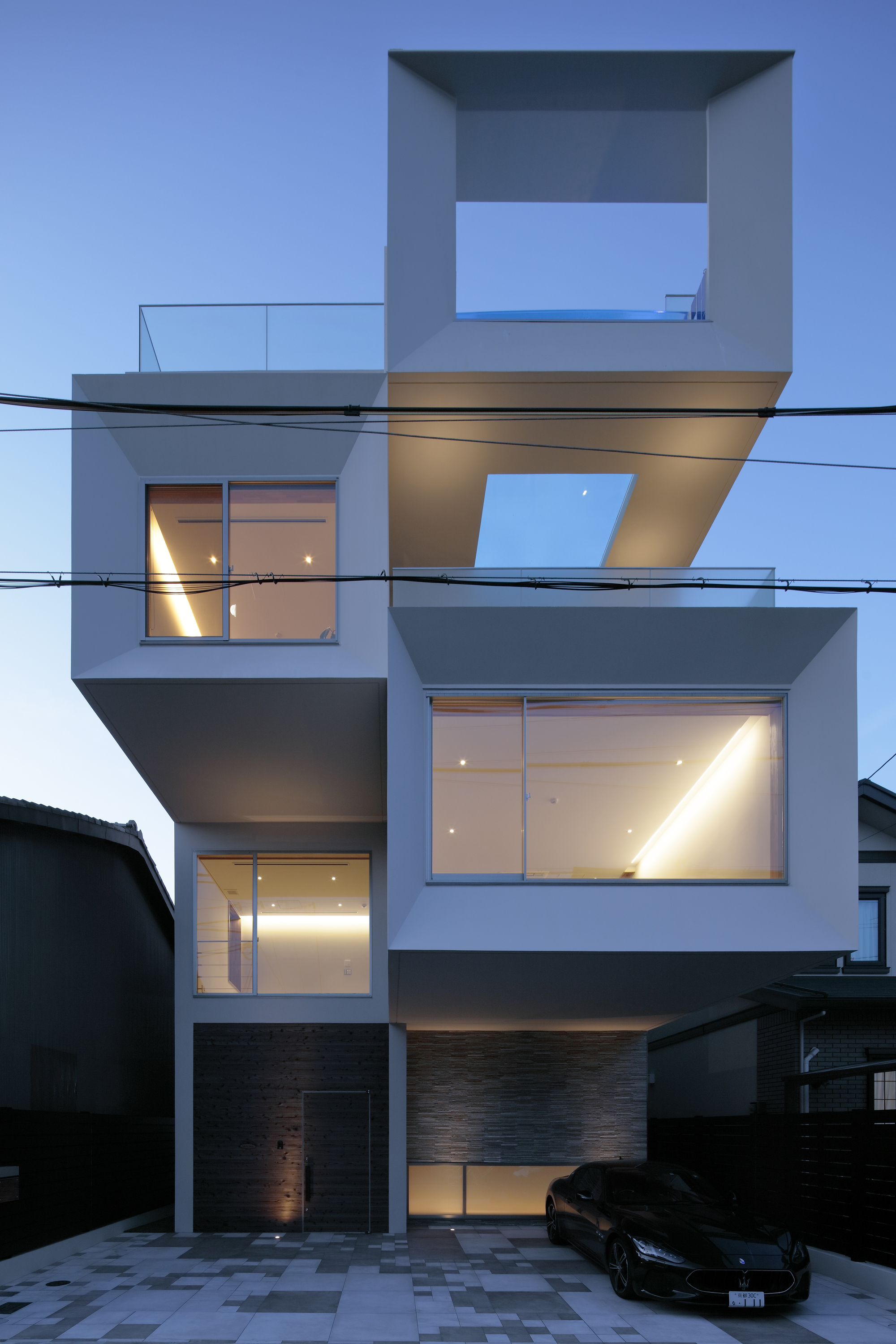 Gallery of Concrete Square Tube House / EASTERN Design Office - 3