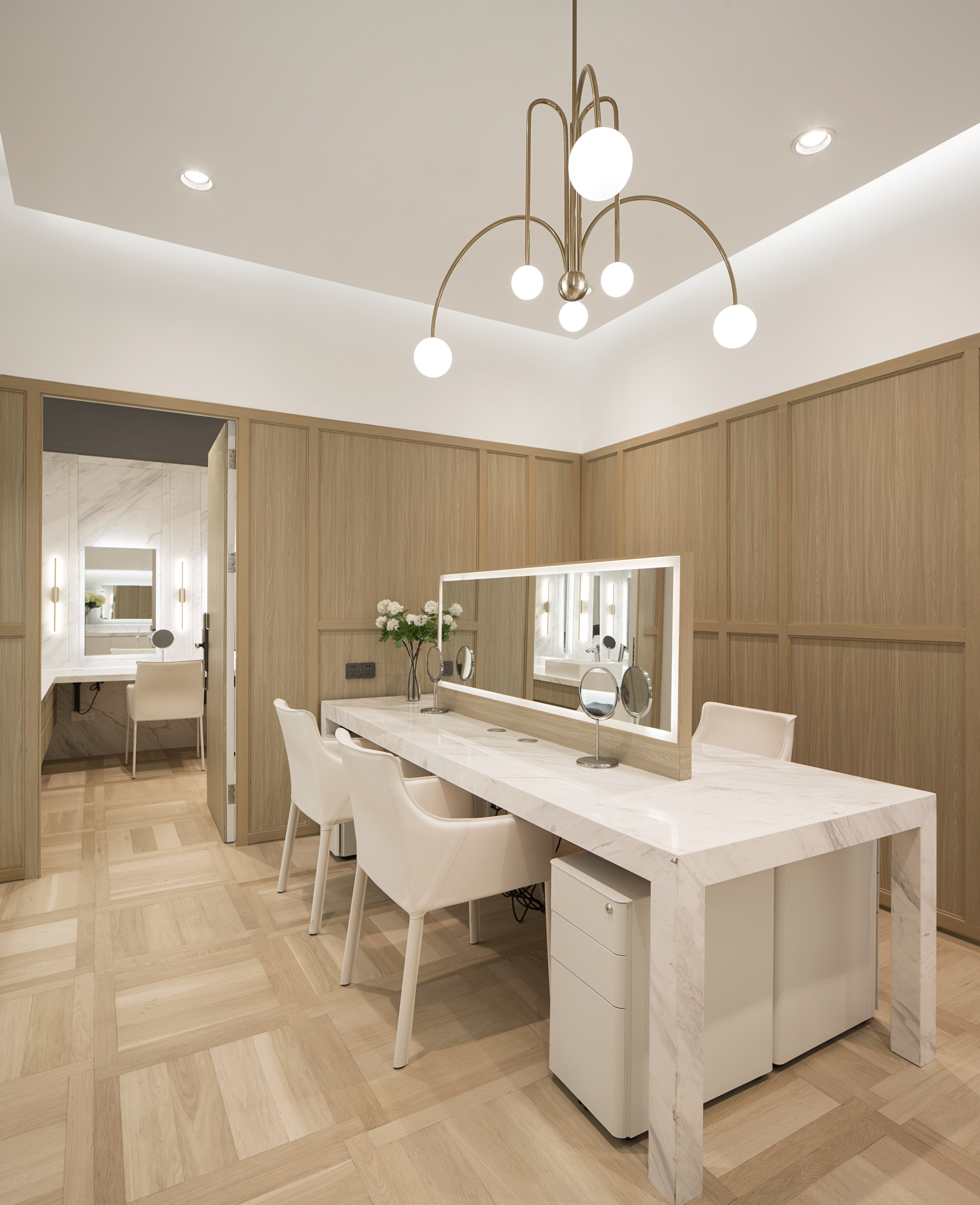 Gallery of Panasonic Center / LDL Design - 10