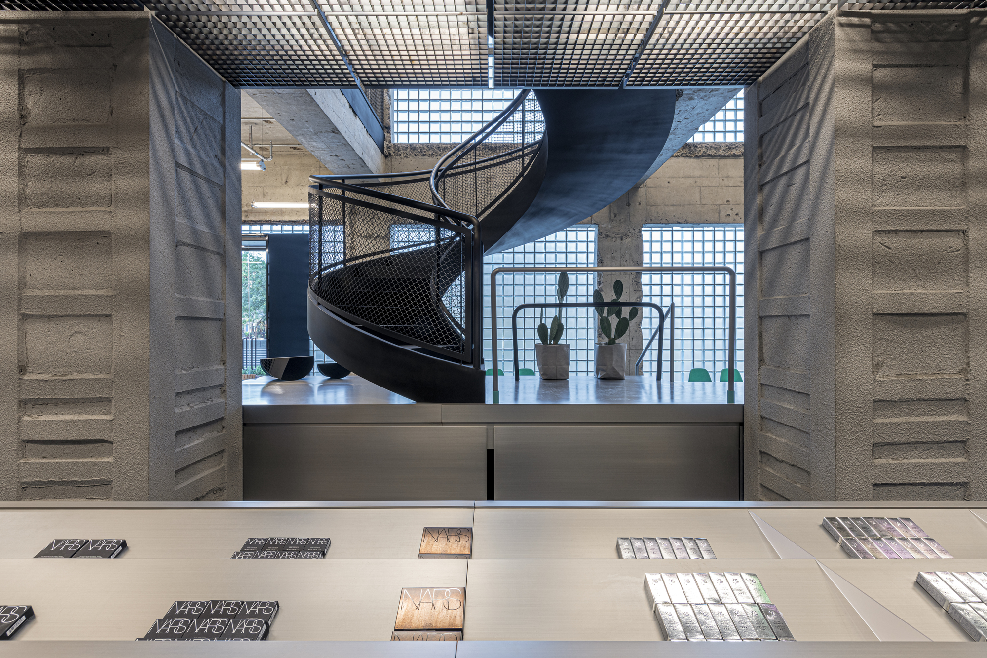 Gallery of HARMAY Beijing Flagship Store / AIM Architecture - 12