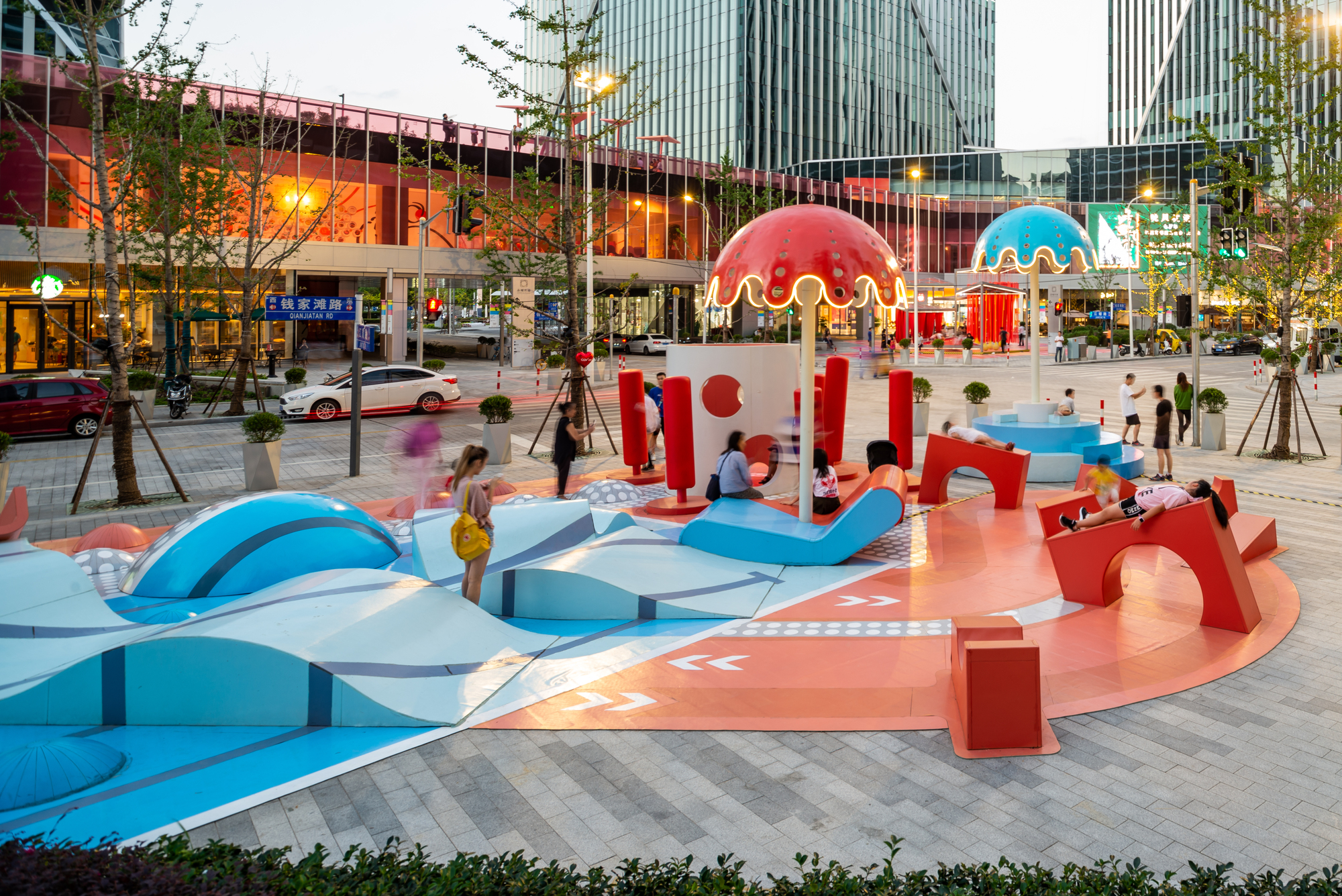 Gallery of Crystal Pool / 100 Architects - 5