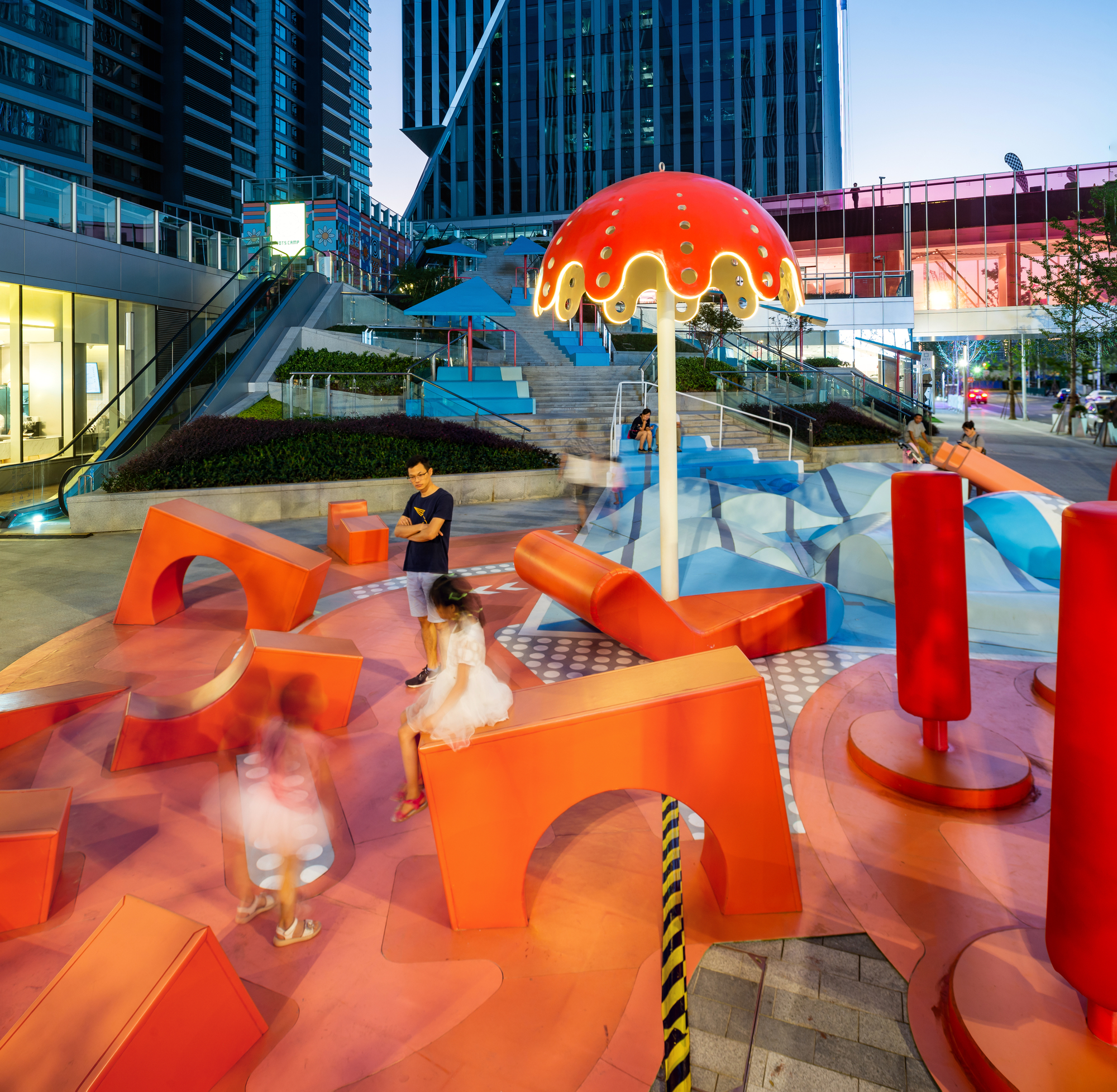 Gallery of Crystal Pool / 100 Architects - 22