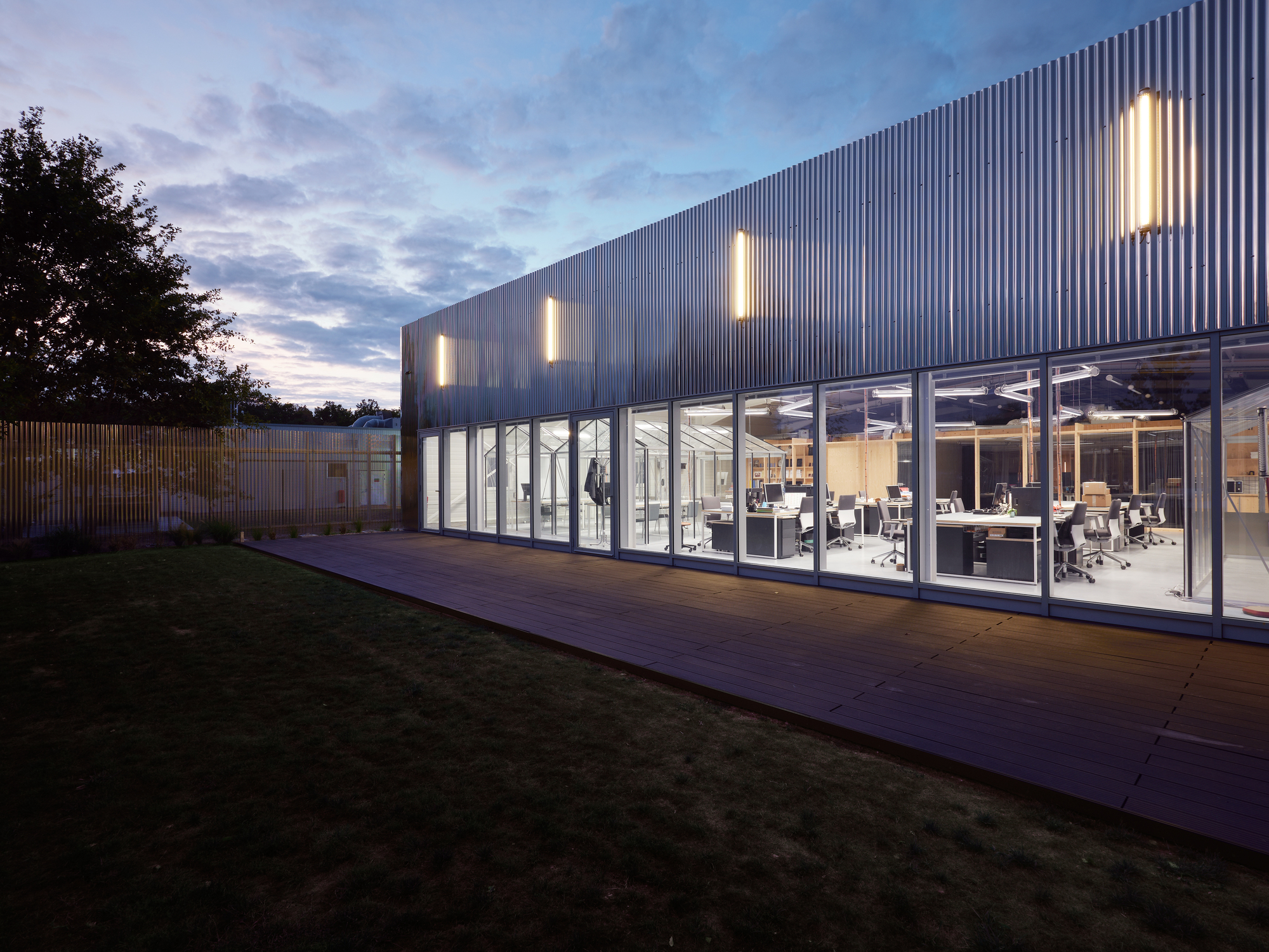 Gallery of SAMMODE Research & Development Center / FREAKS Architecture - 15