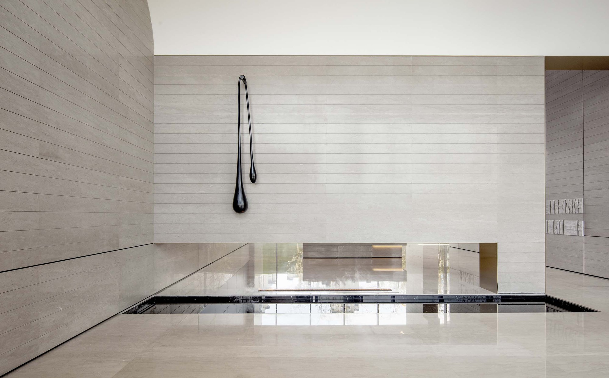 Gallery of Super Fluid Artistic Life House / gad · line+ studio - 20