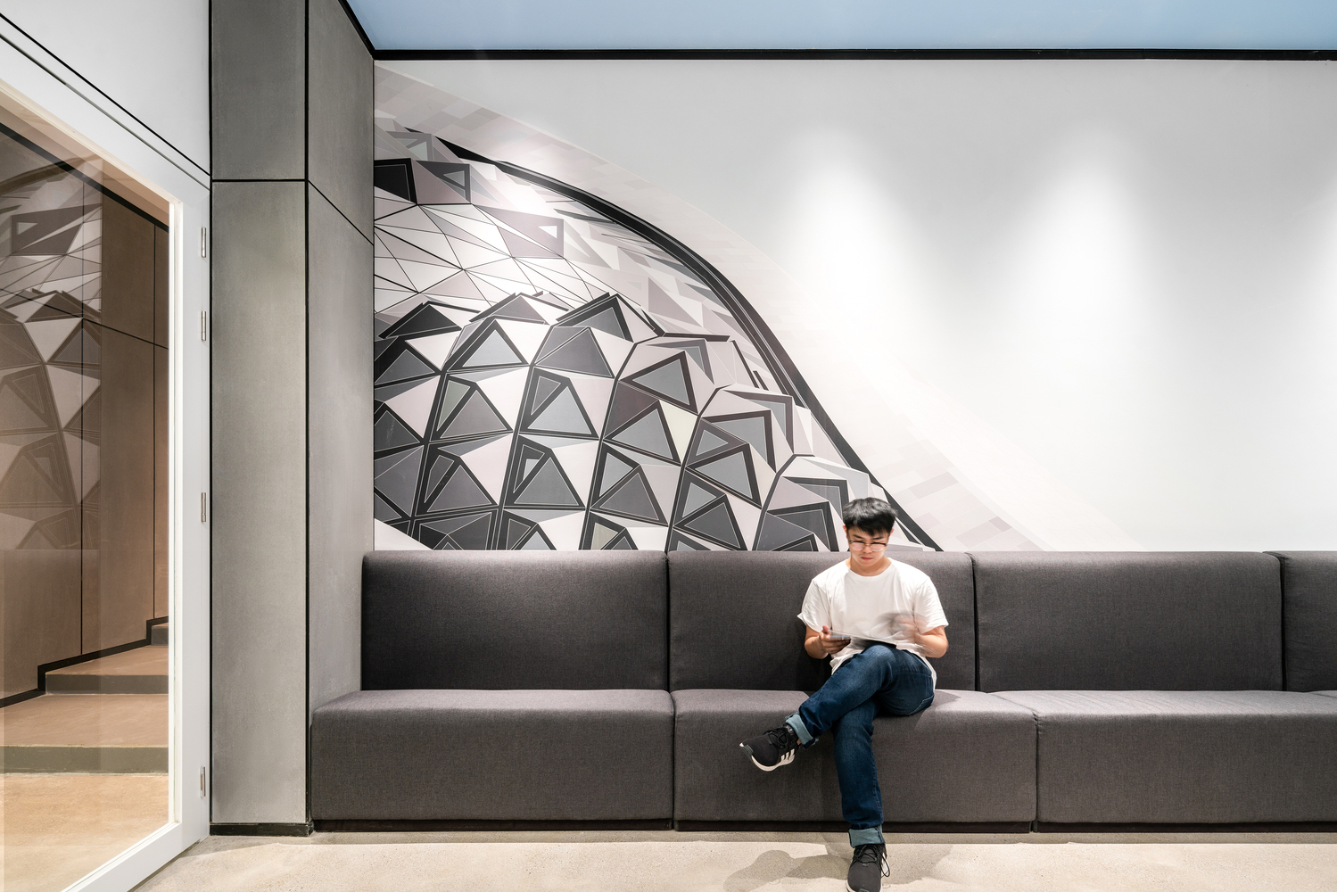 Gallery of SOHO 3Q Chengdu Office / Superimpose Architecture - 13