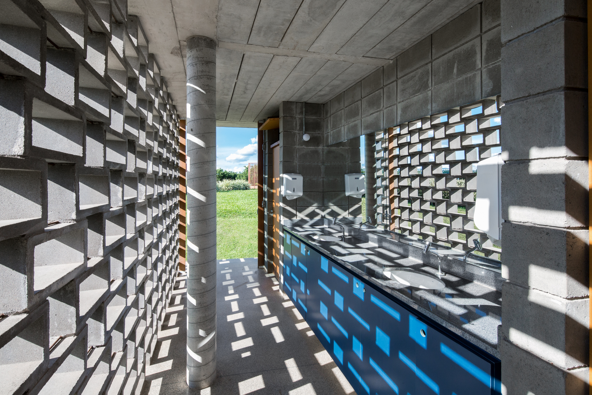 Gallery of Refectory and Dressing Room / Bruno Rossi Arquitetos + André ...