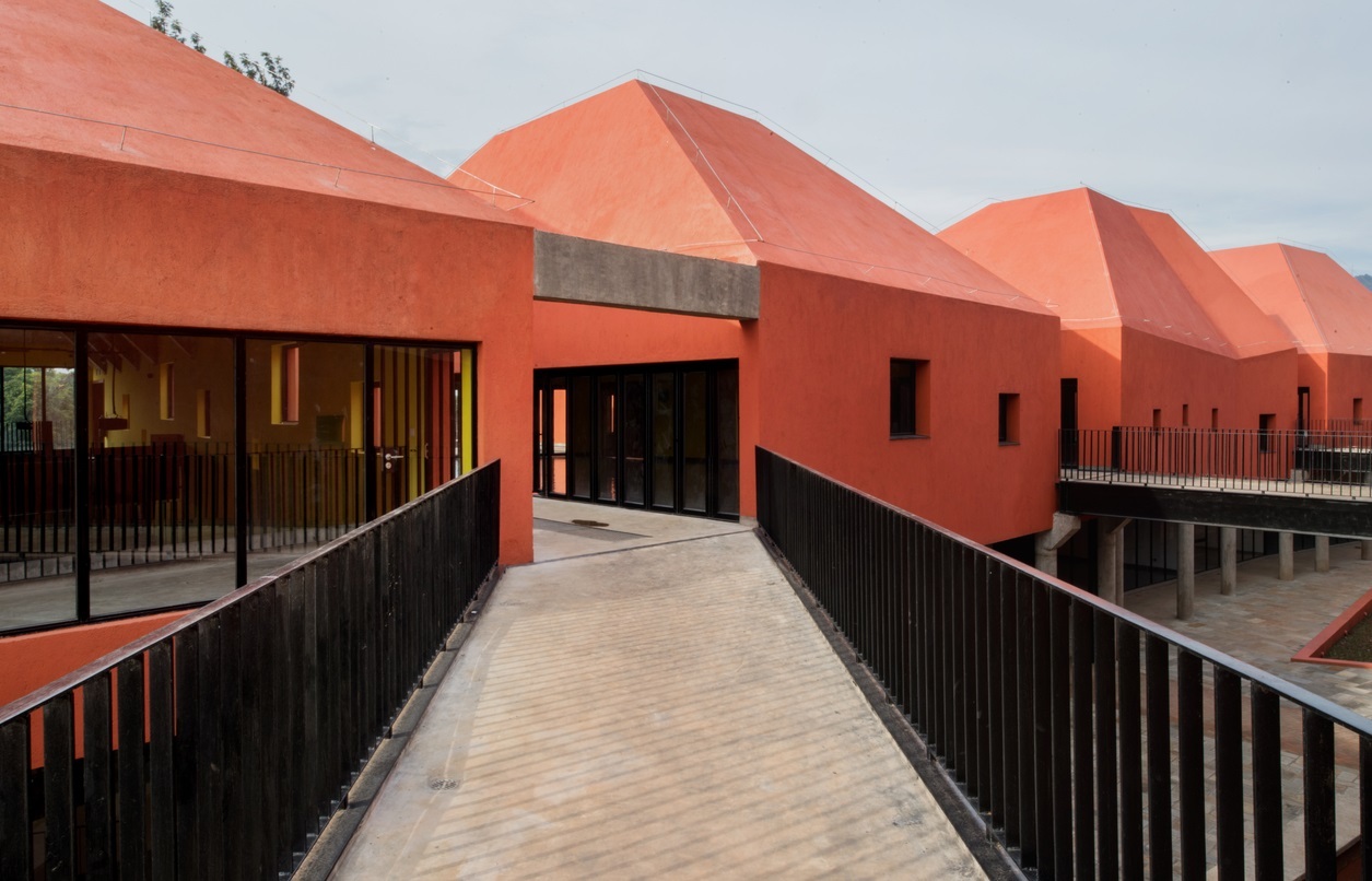 Gallery of Rebuilding Rwanda: Designing a New Future - 7