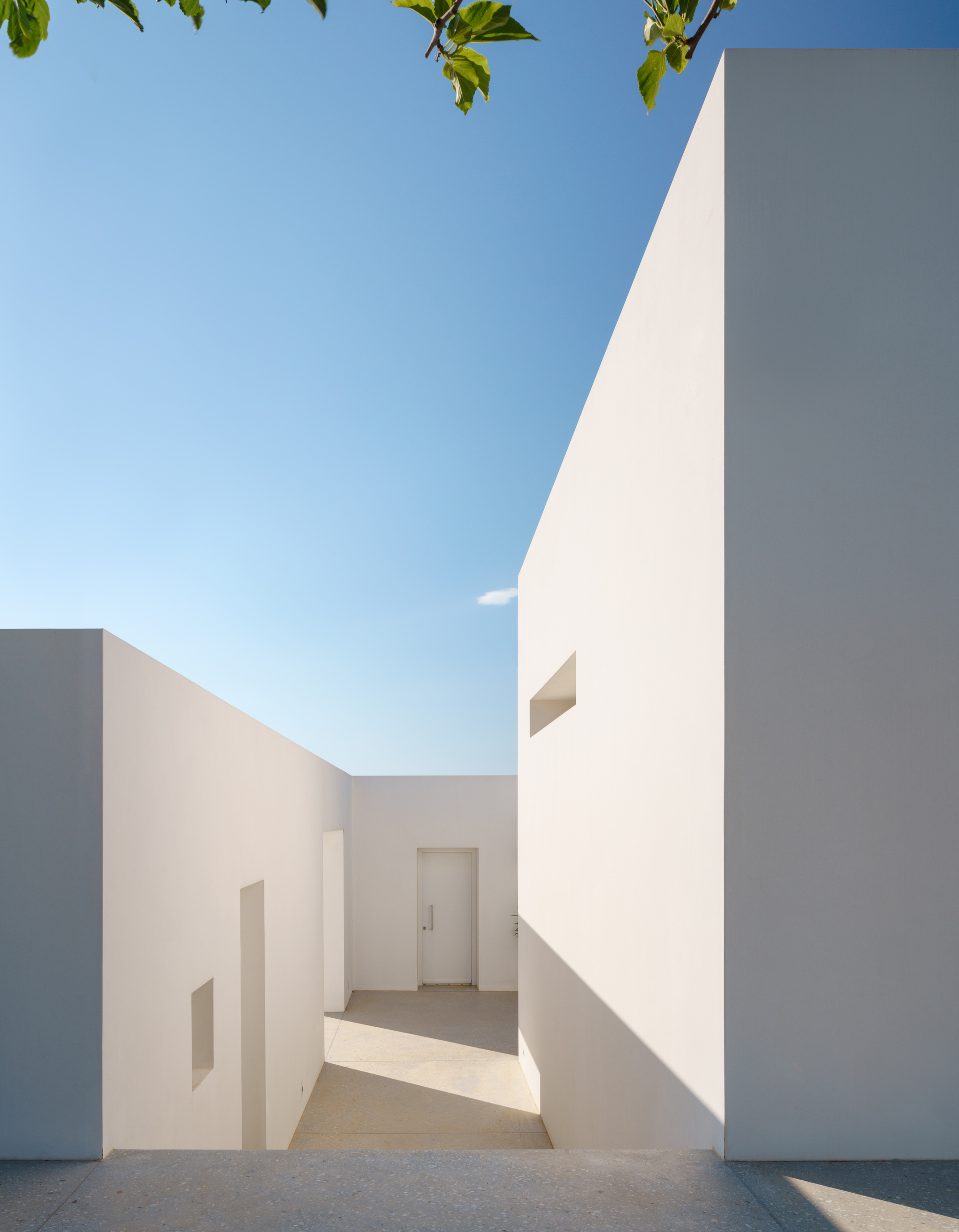 Galería de Casa mirador / REACT ARCHITECTS + Christophe Pingaud ...