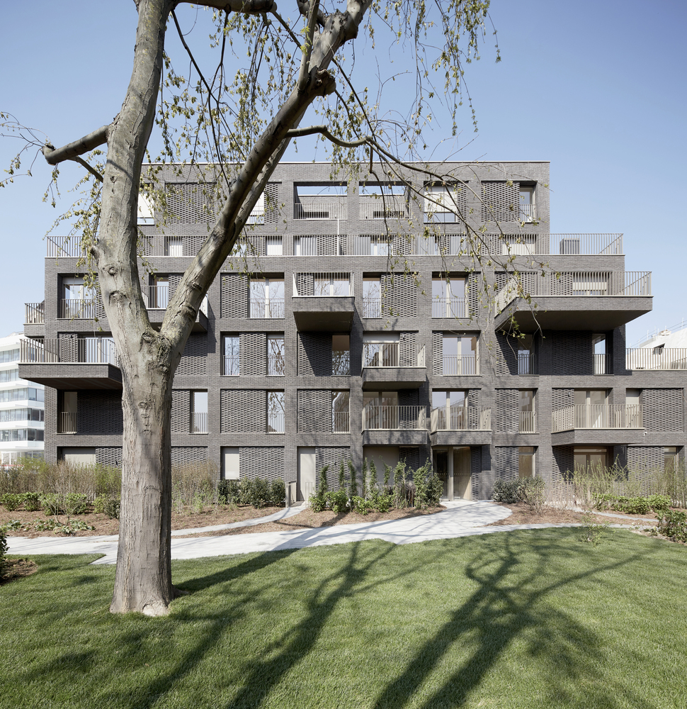 Gallery of Avenier Cornejo 88 Housing Units / Avenier Cornejo ...