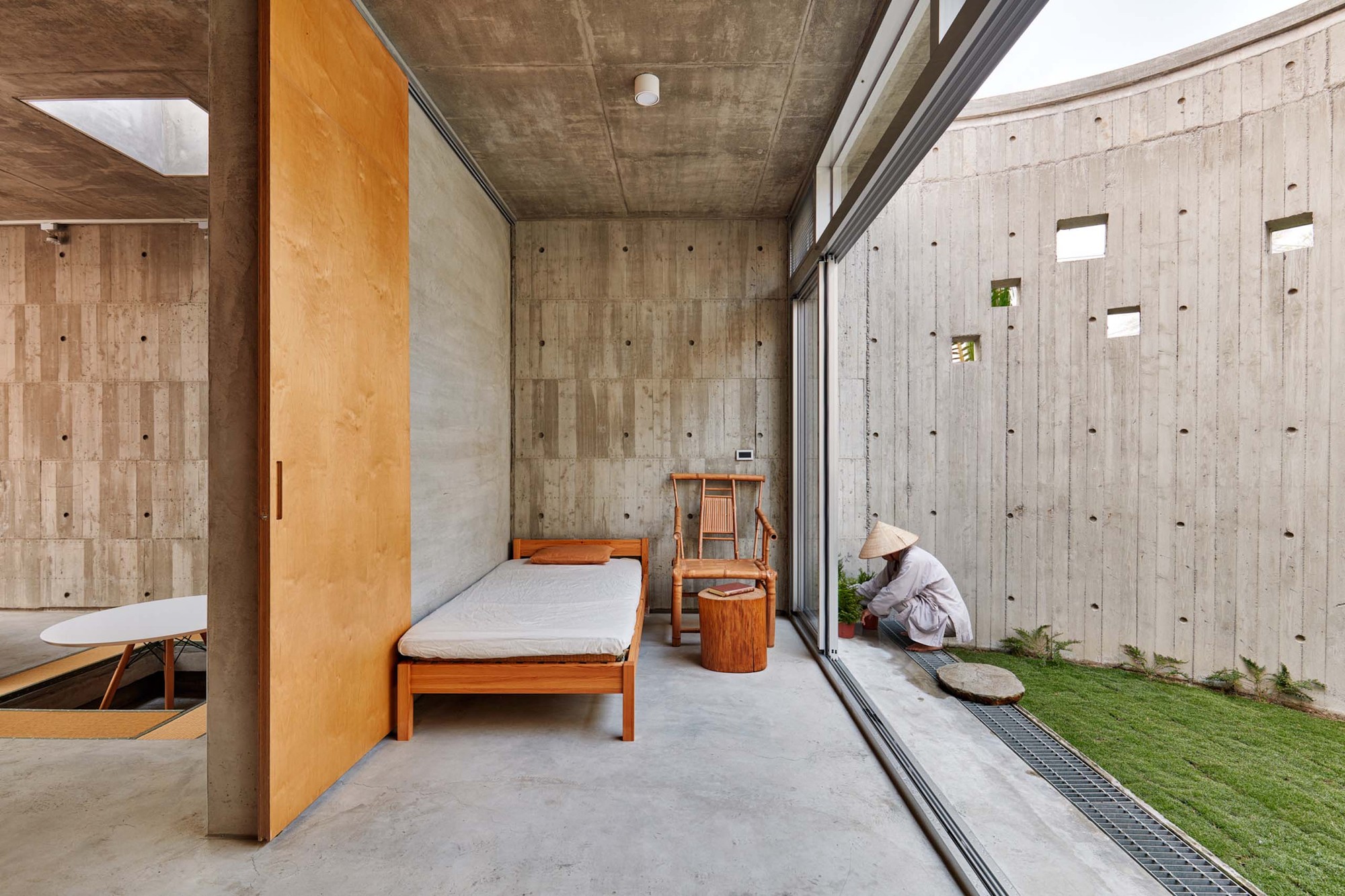 Gallery of IN/House / Fieldevo design studio + LinBoYang Architects - 8