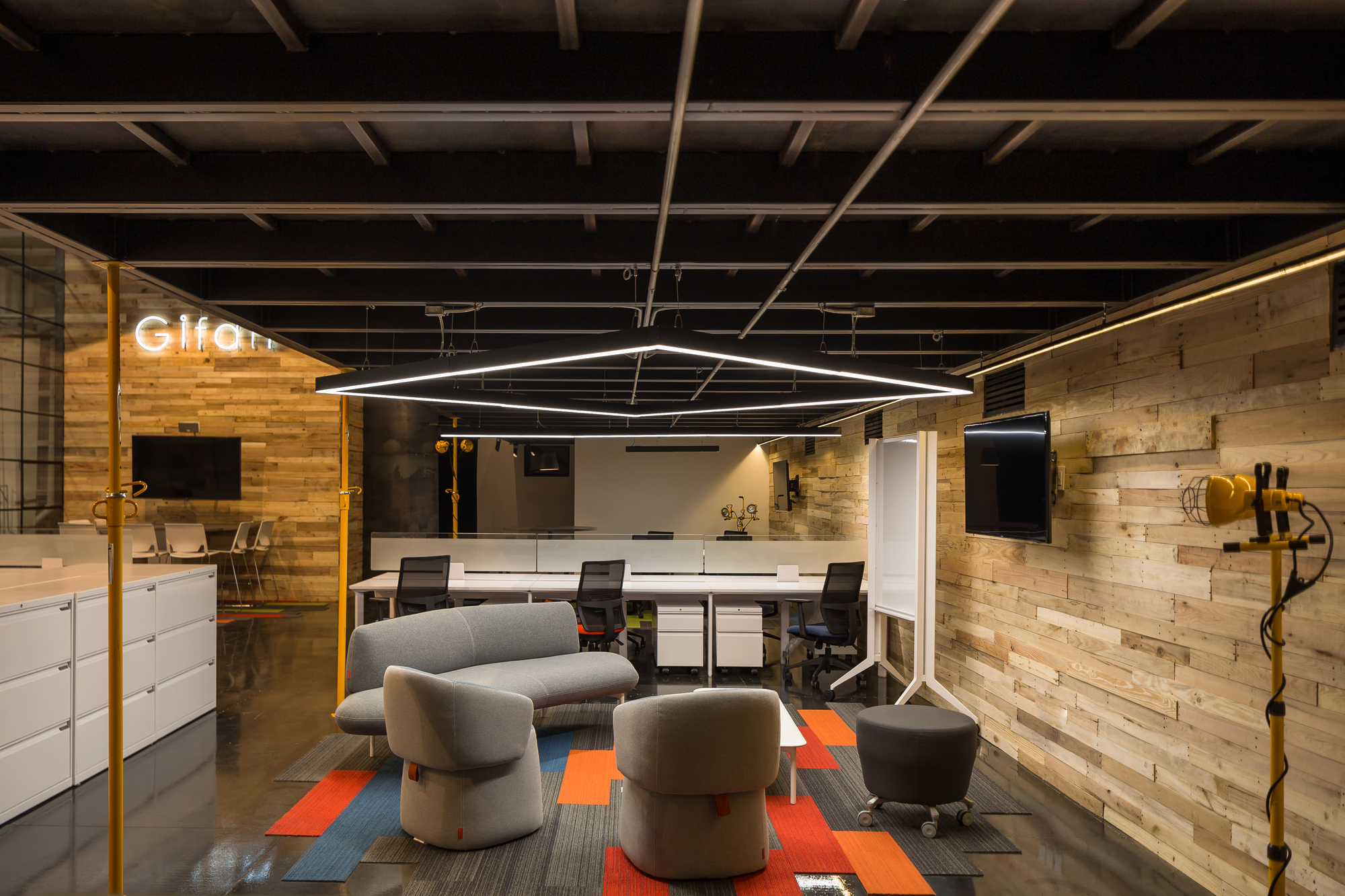 Gallery of Oficinas Gifan Internacional / taller paralelo - 13