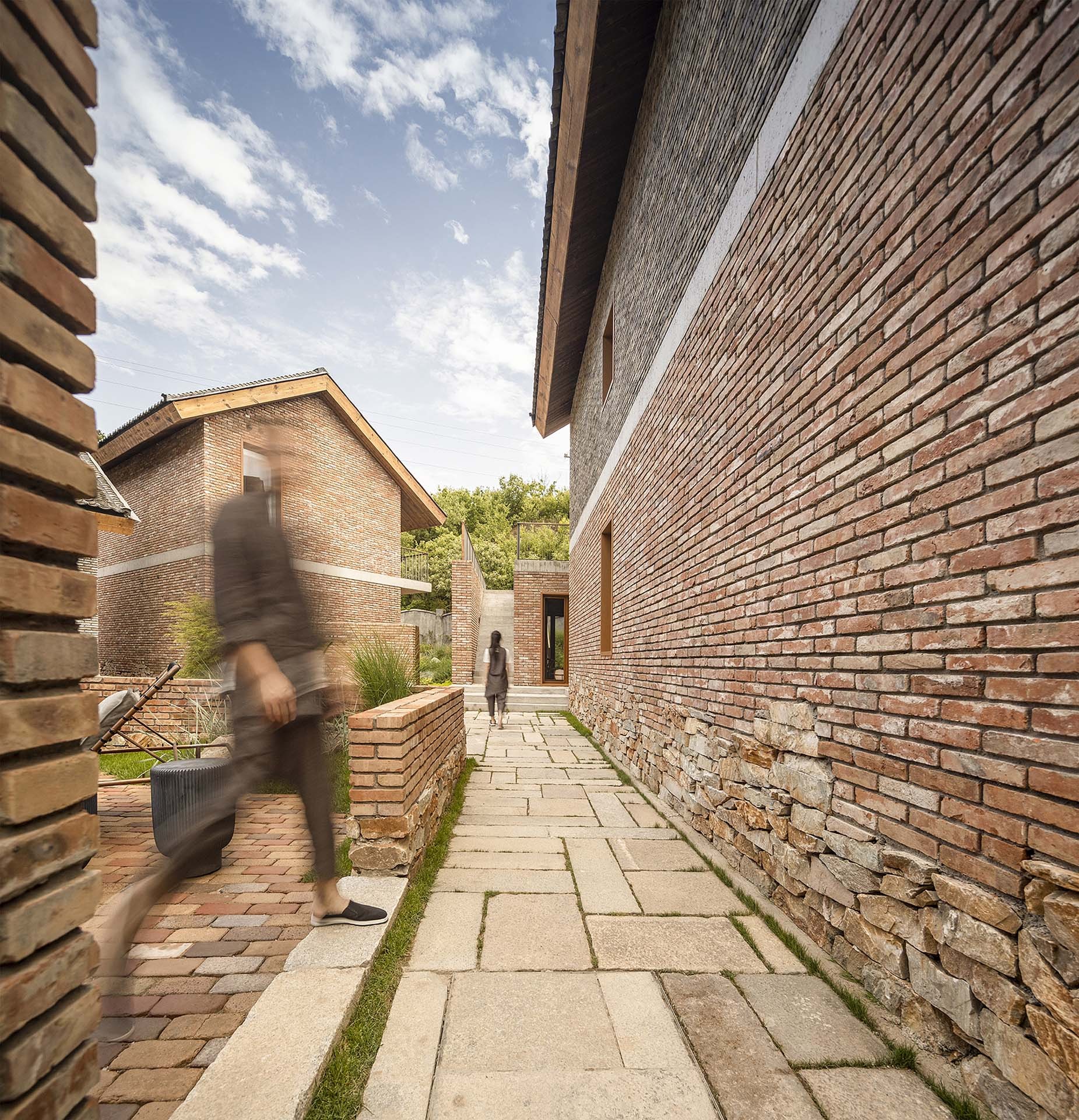 Gallery of San Sa Village / llLab. - 23