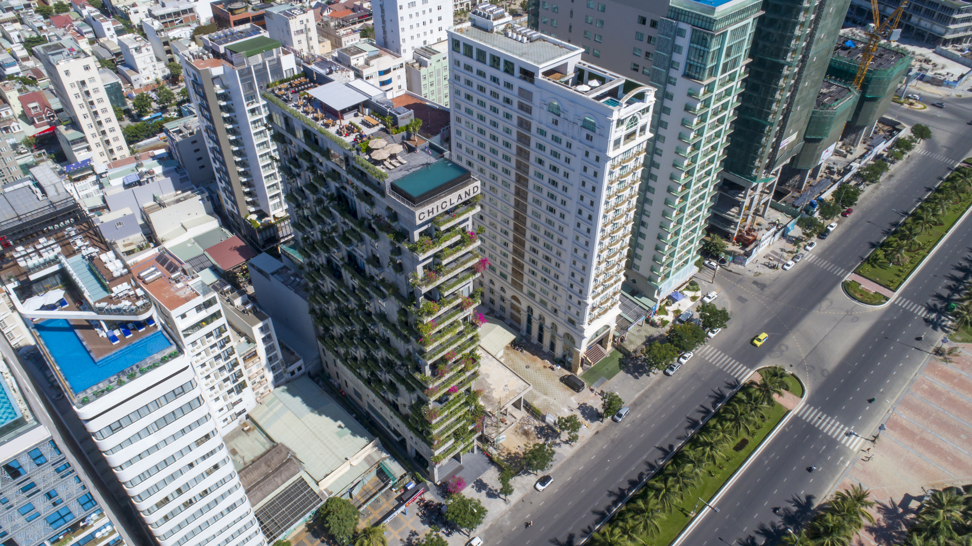 Gallery of Chicland Hotel / VTN Architects - 22